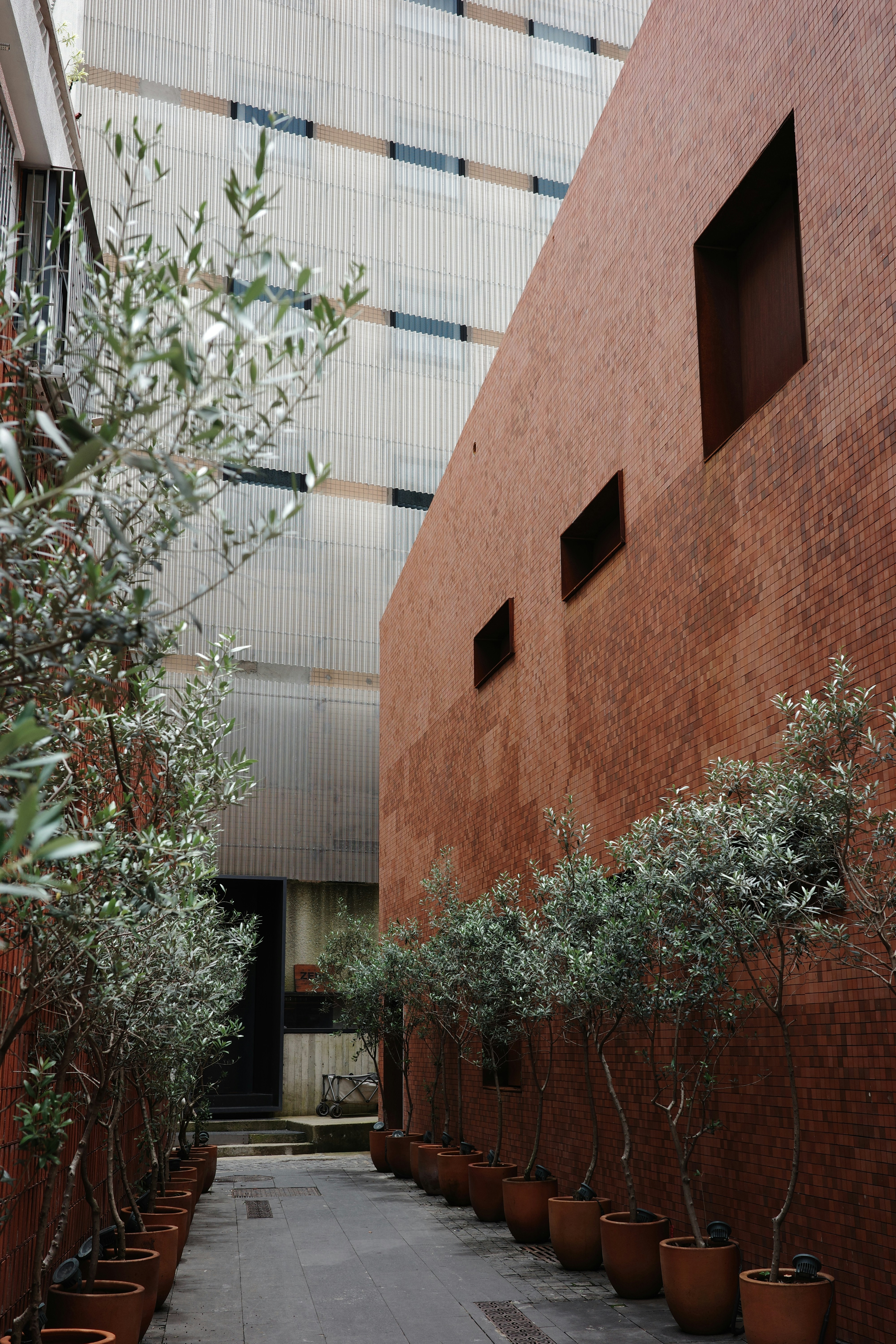 An alleyway at Nantou Old City 南头古城