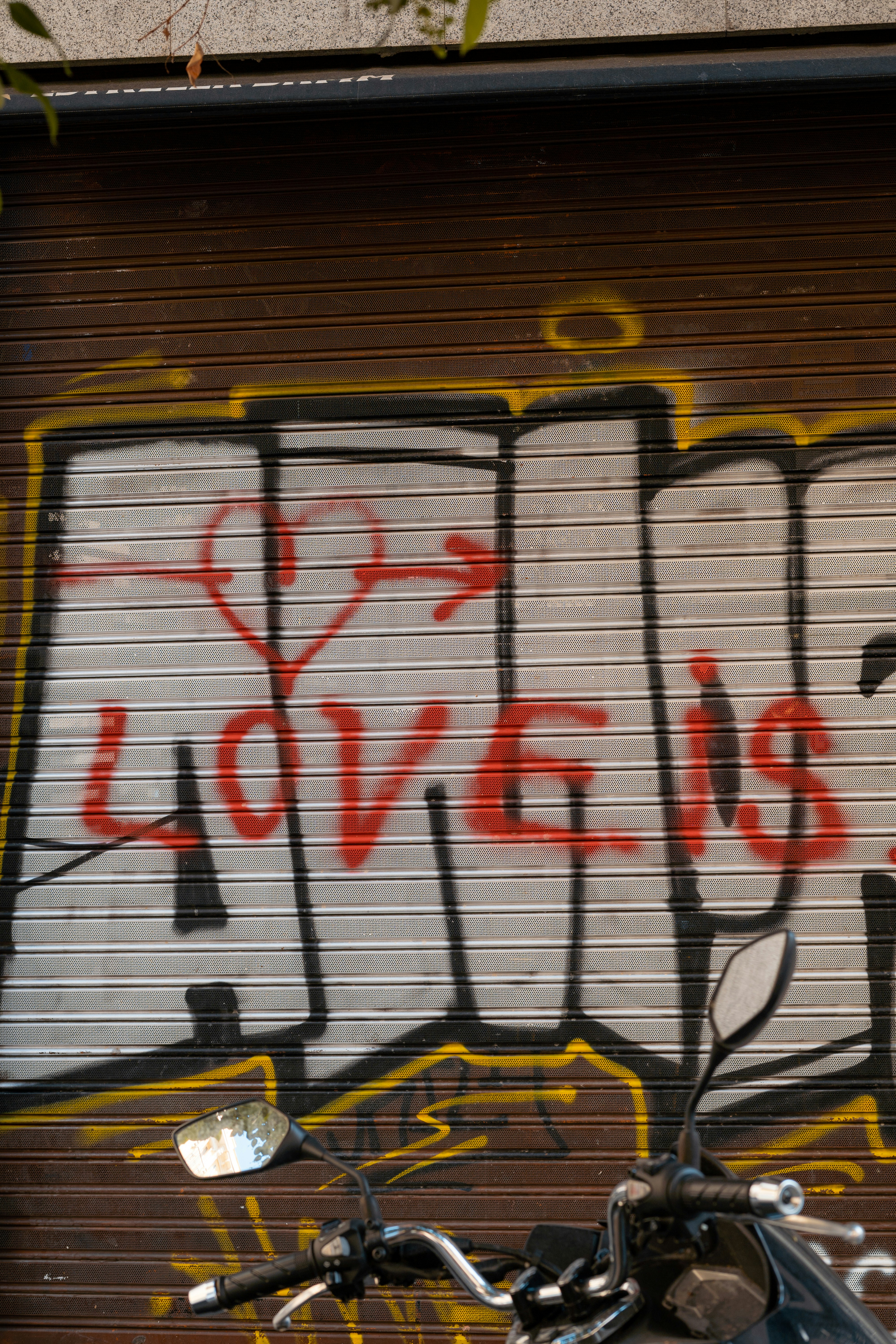 Urban Heartbeat: The Message of Love in Graffiti