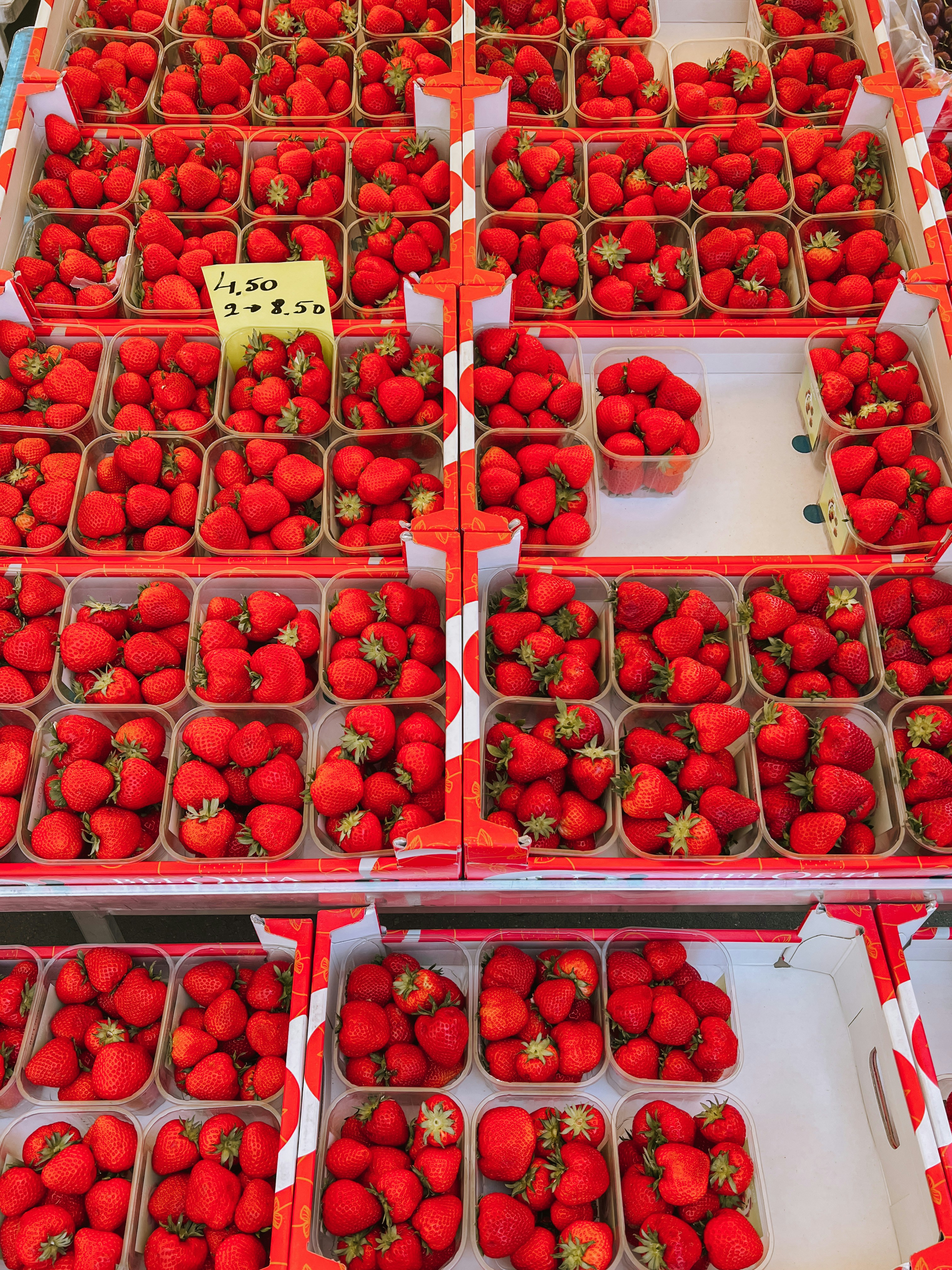 Crate Mosaic: Ruby Strawberries Align in a Market Grid