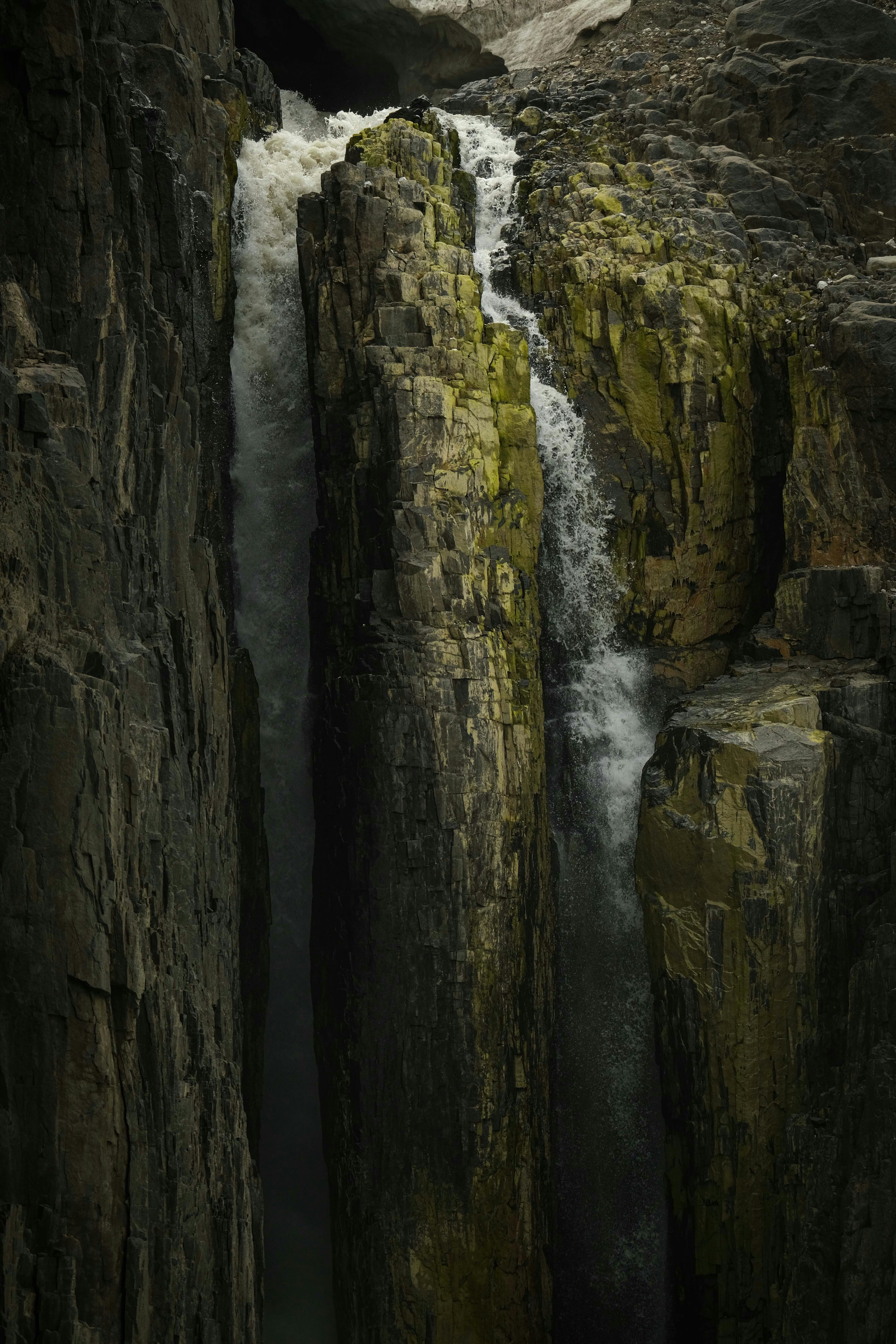 Photo by Francesco Ungaro with Fujifilm X-T4