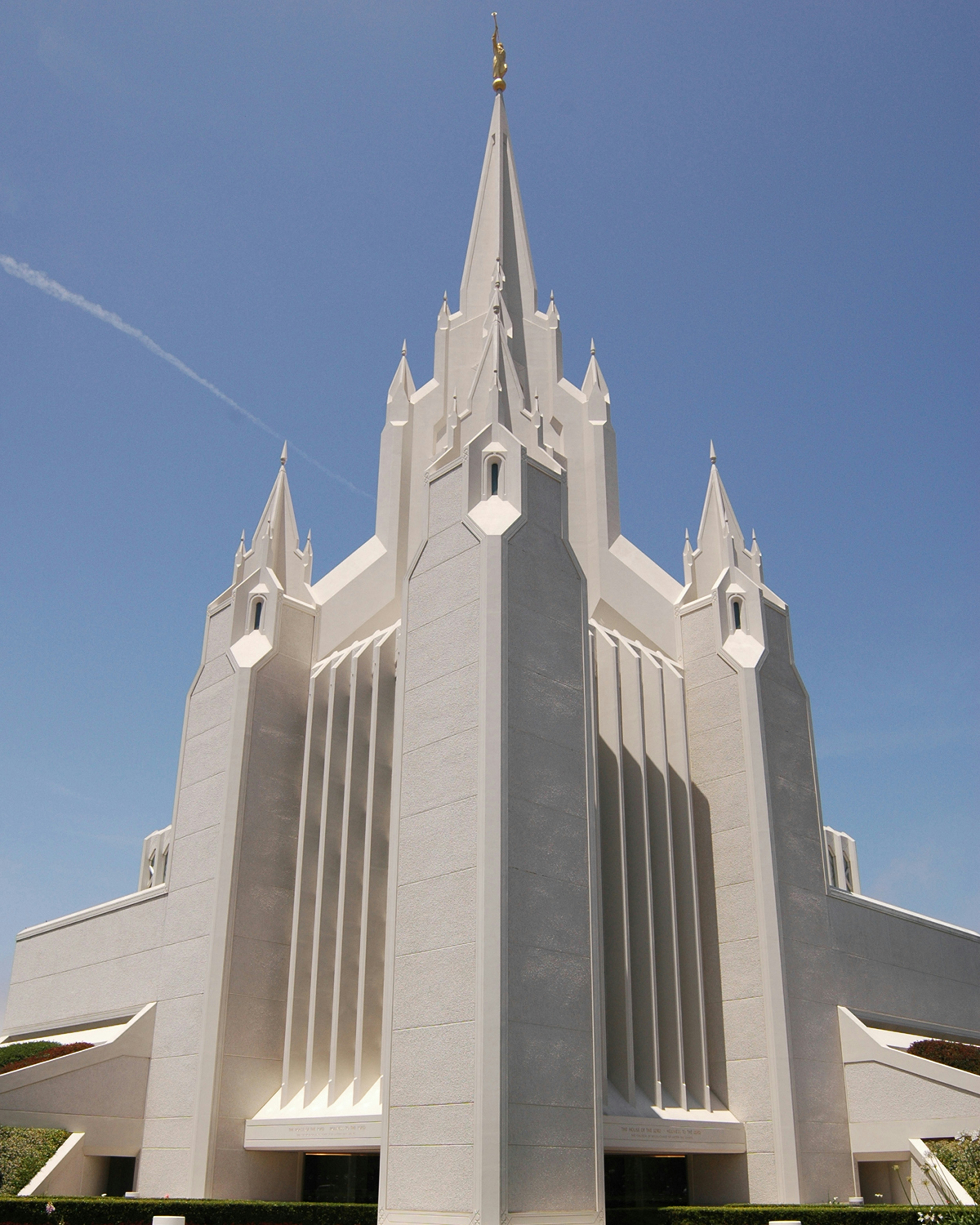 Crown of Spires: Geometry and Light on a White Temple