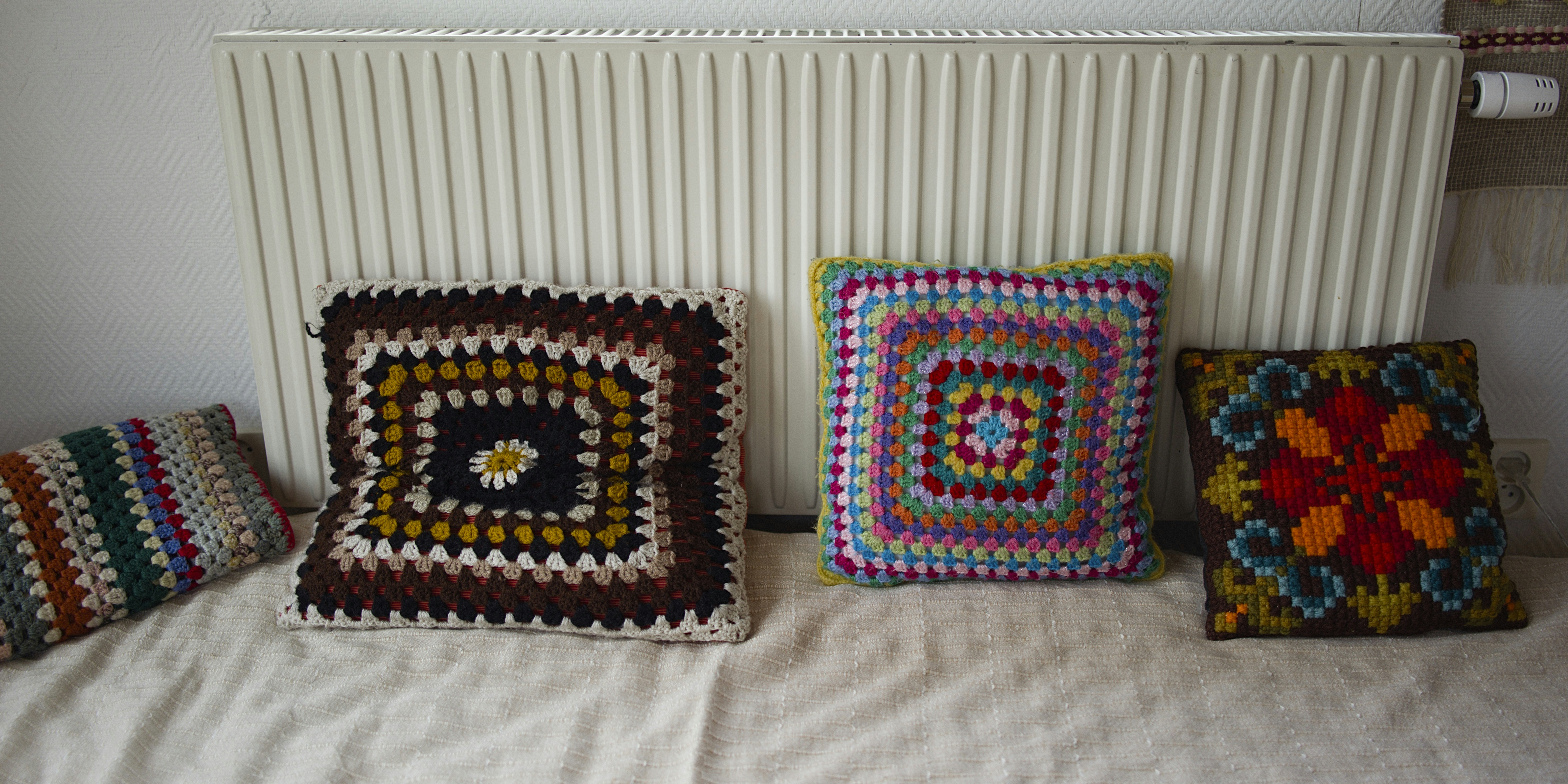 45,628+ Cushion Pictures | Download Free Images on Unsplash