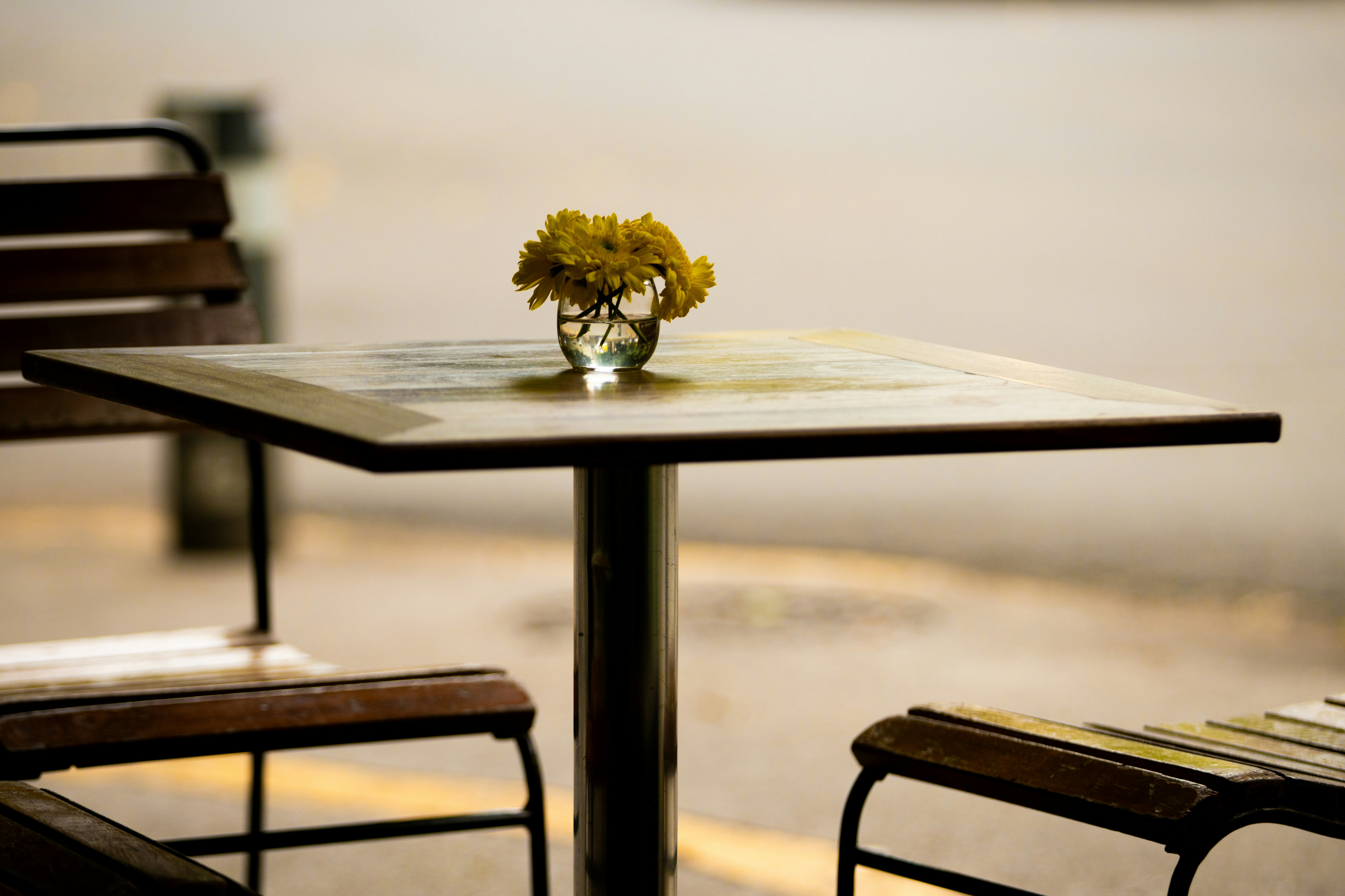 100+ photos de table | Télécharger des images gratuites sur Unsplash