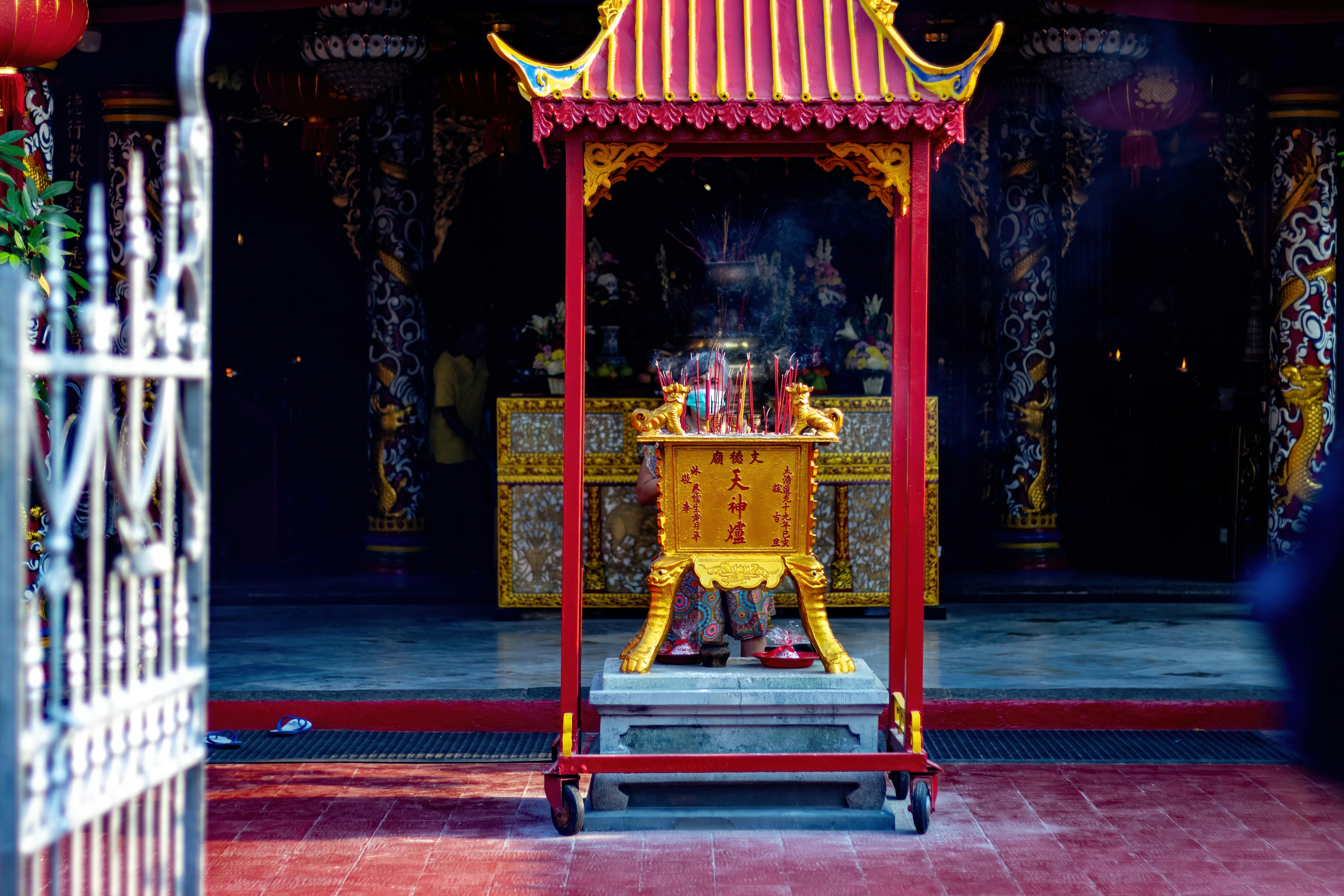 Golden Altar on a Mobile Stand Framed by a Crimson Temple Canopy