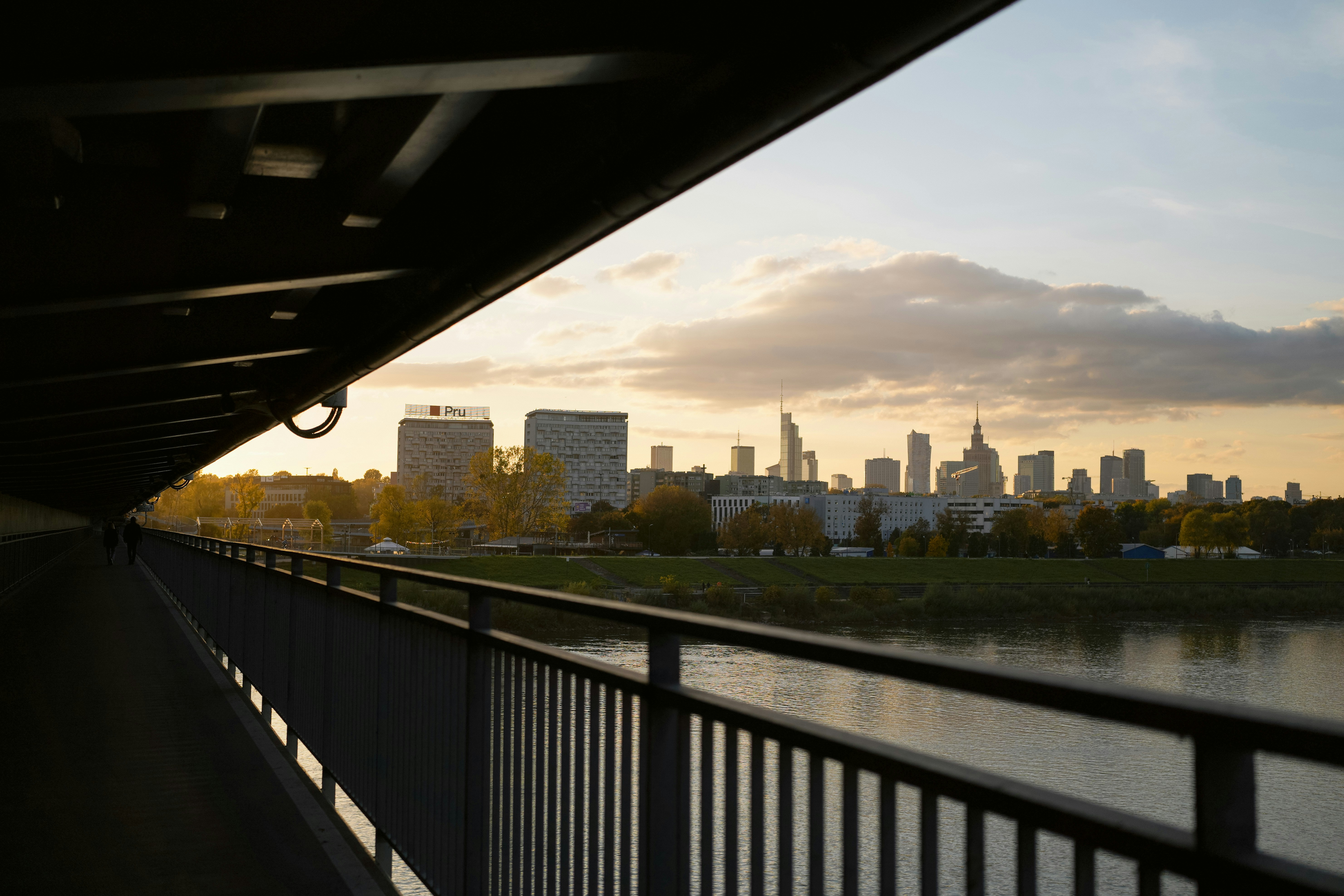 A view of a city from a bridge photo – Free Warsaw Image on Unsplash