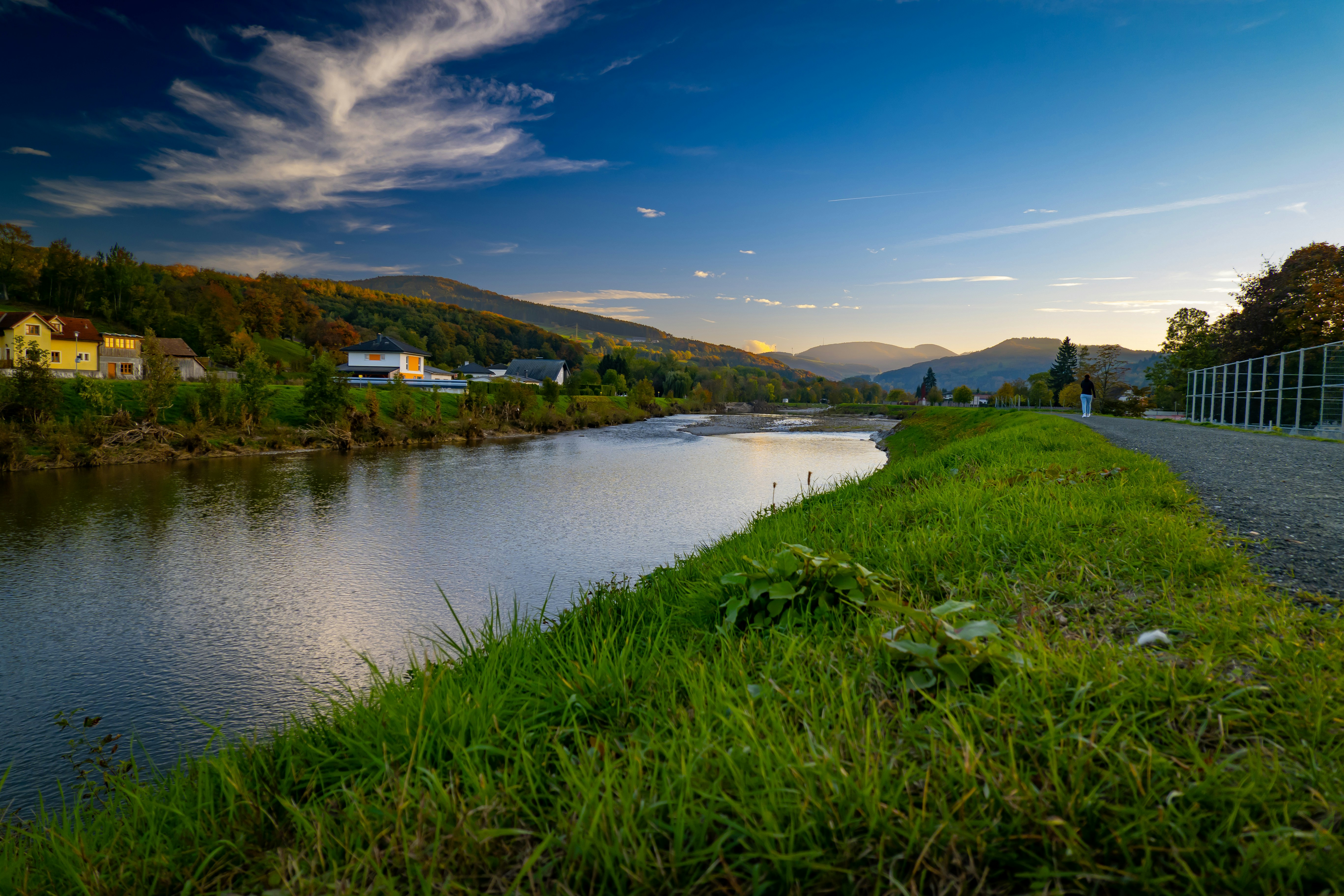 Golden hour, autumn, river, nature, wilhelmsburg