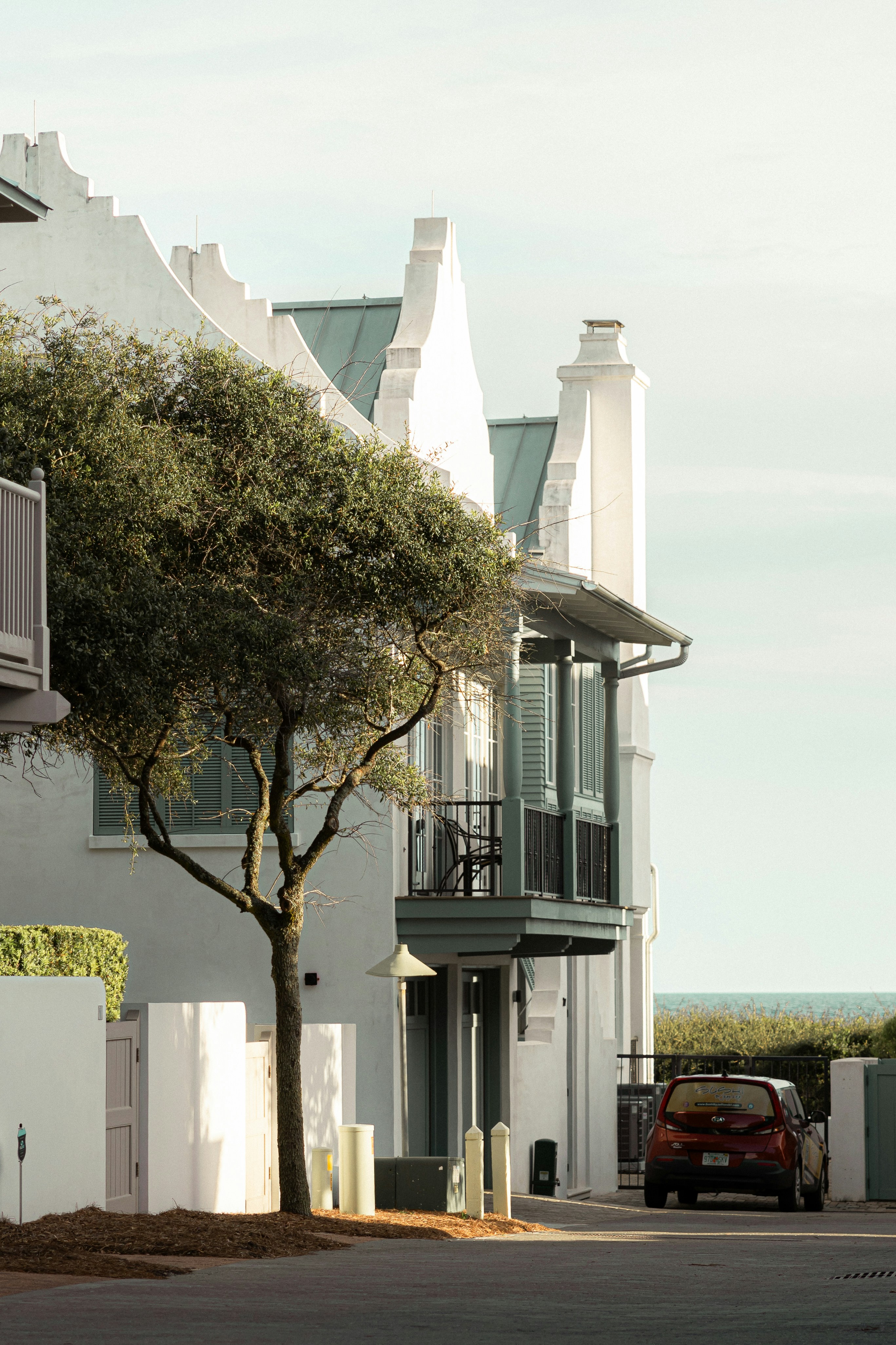 Coastal Lane: Vintage Architecture and Sea-Ledge Light