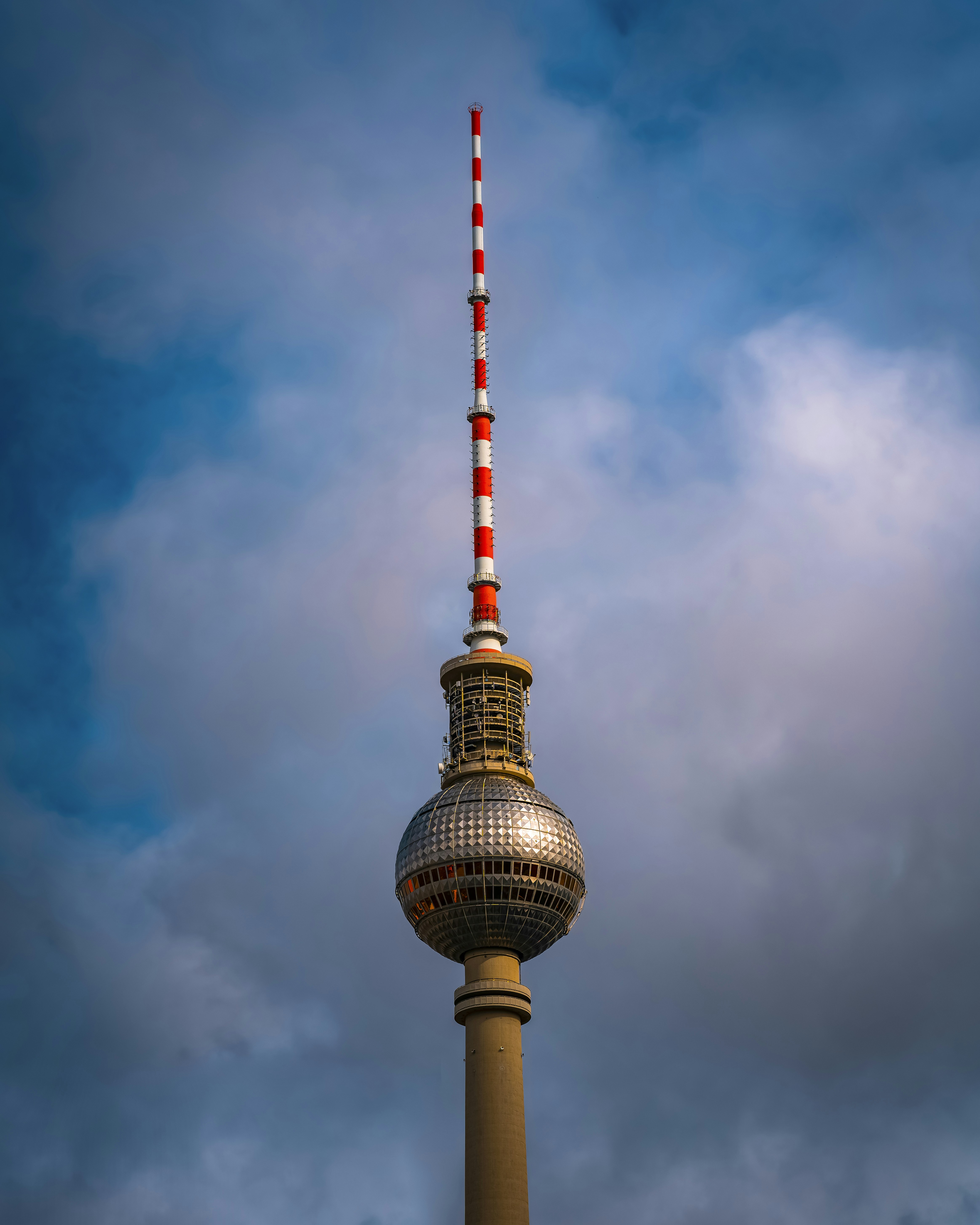 A tall tower with a red and white striped top photo – Free Berlin Image ...