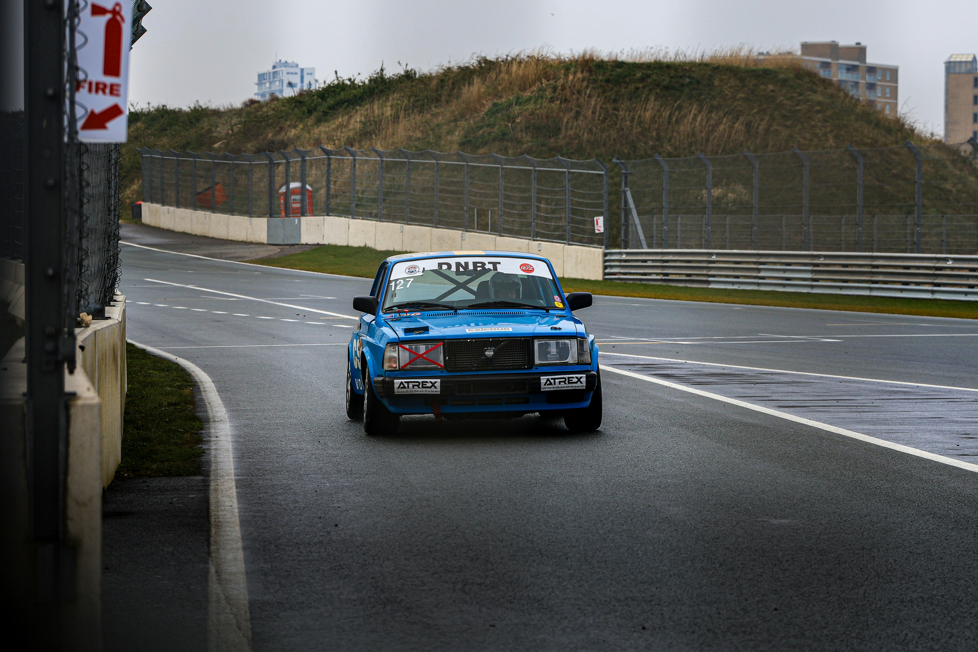 Blue Vintage Racers Break the Curve