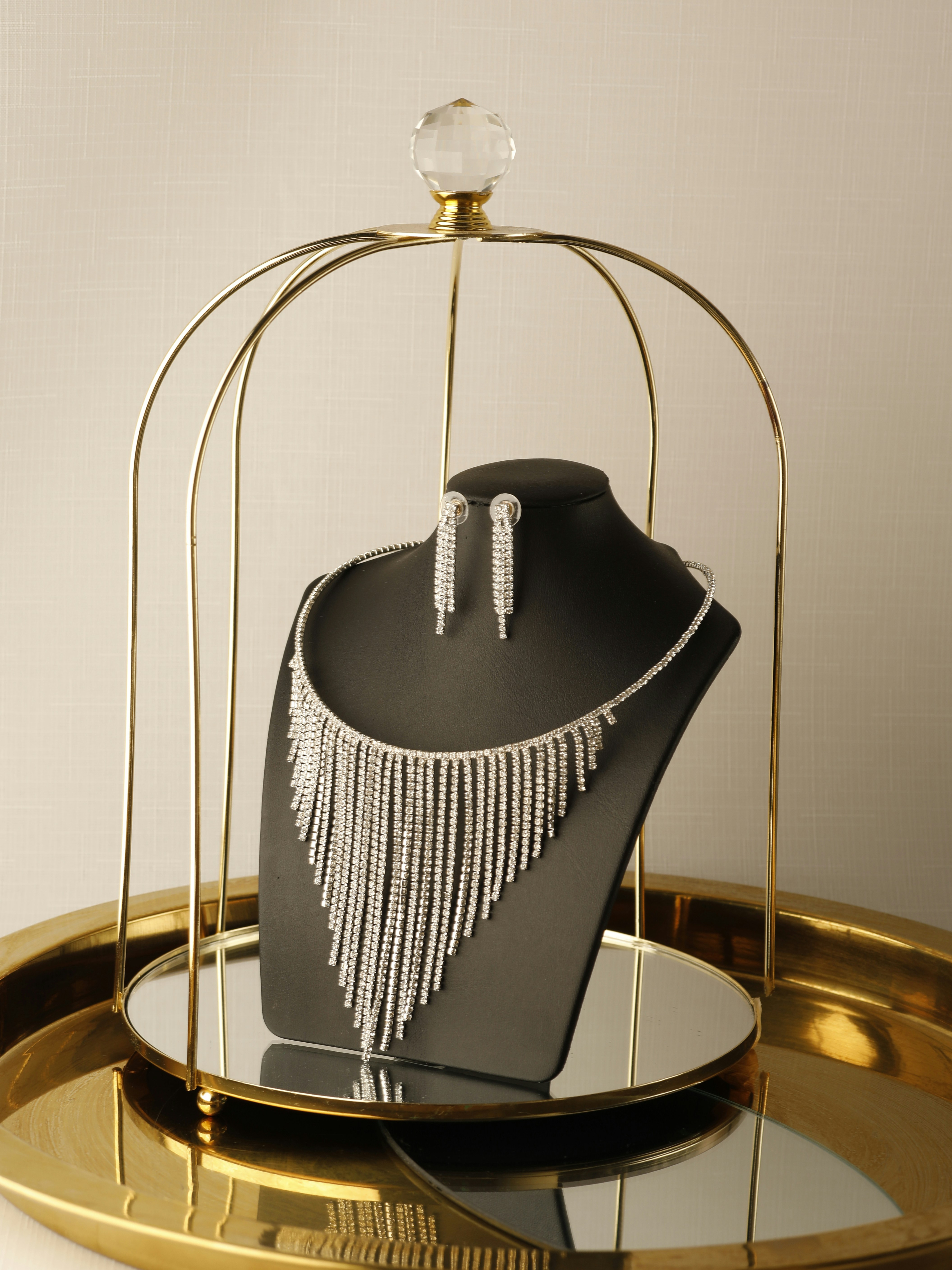 Fringe of Light: Diamond Necklace Beneath a Golden Dome
