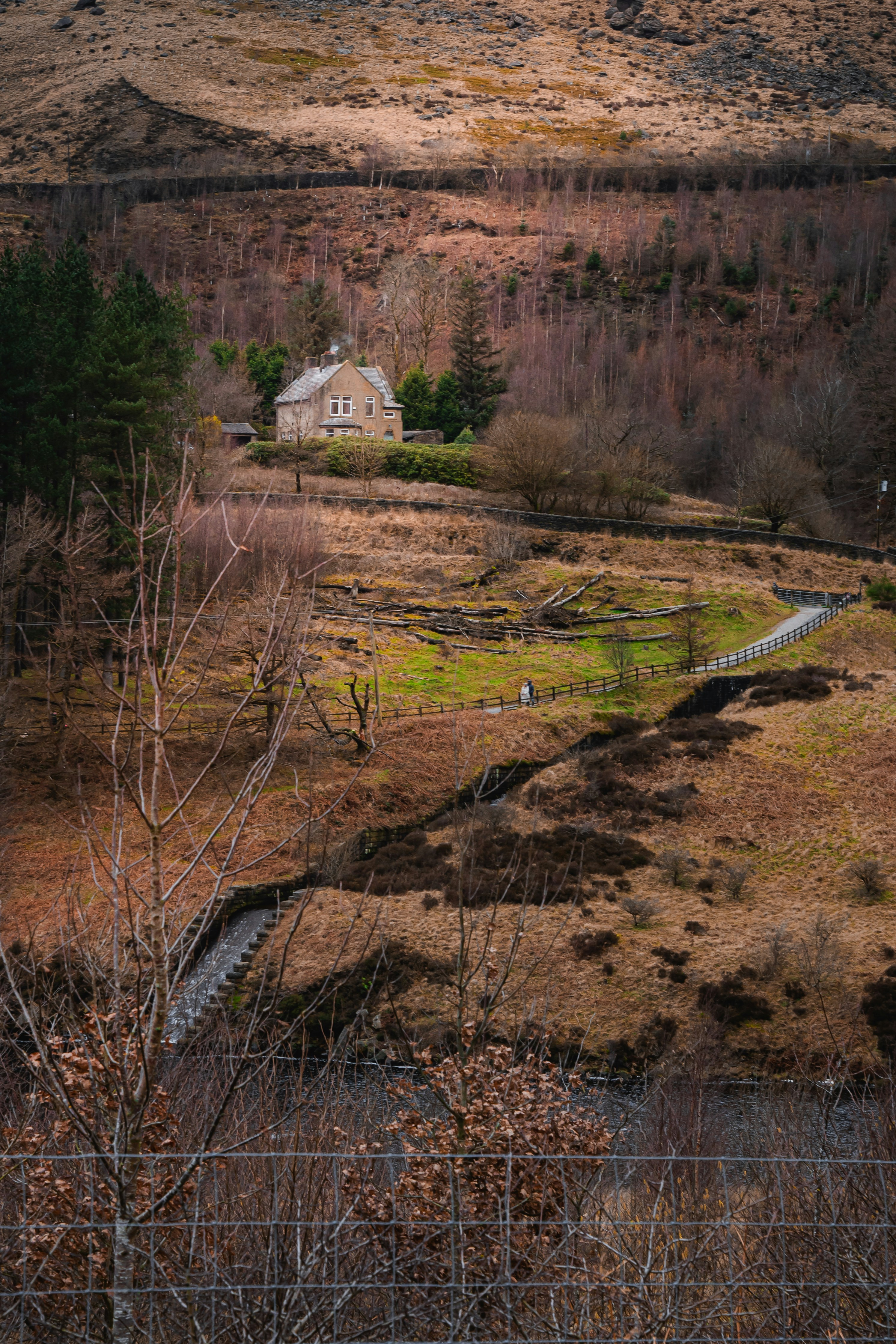 A house in the middle of a field photo – Free Dovestone reservoir Image ...