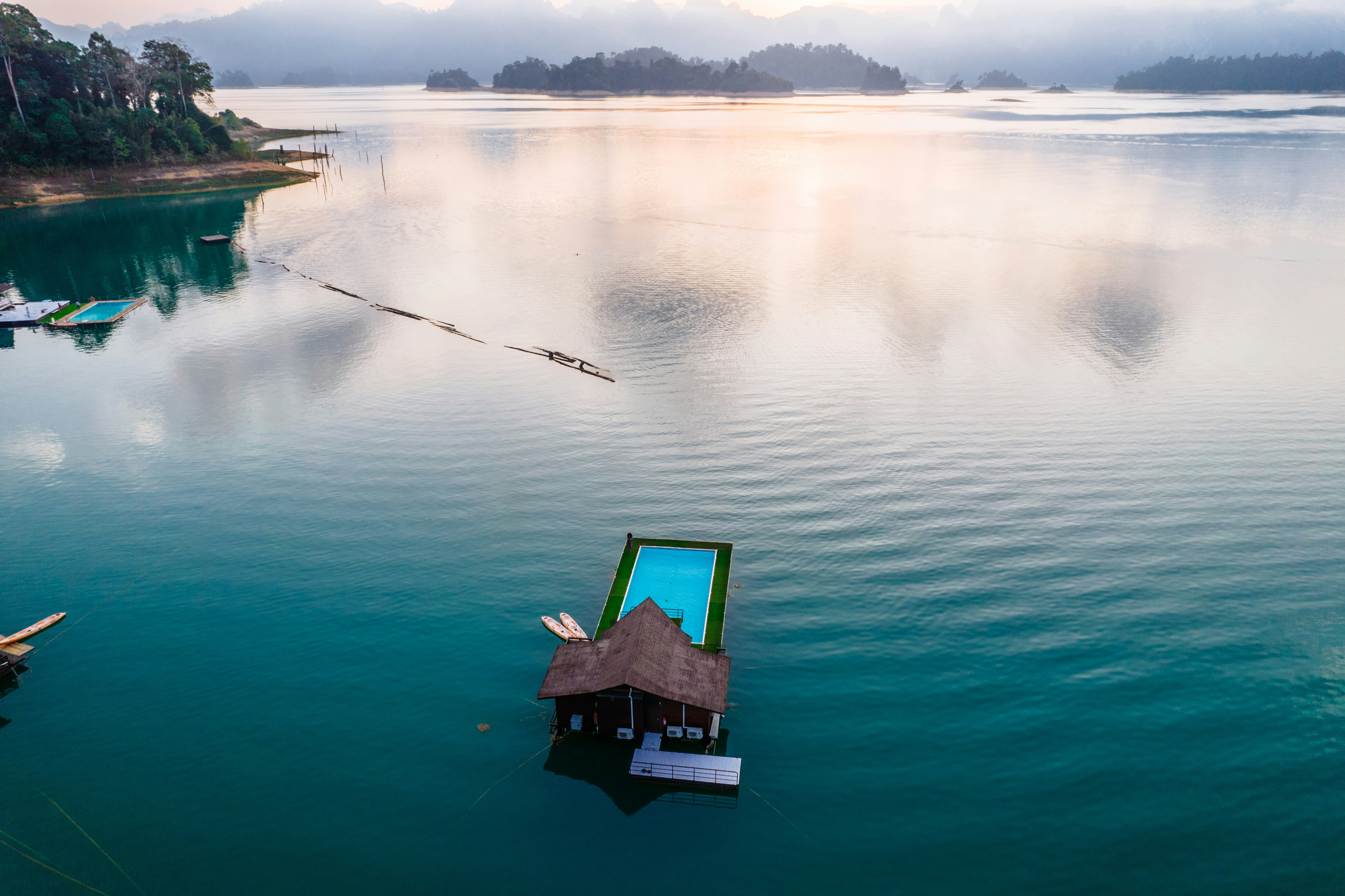 Tranquil Waters: Floating Retreat