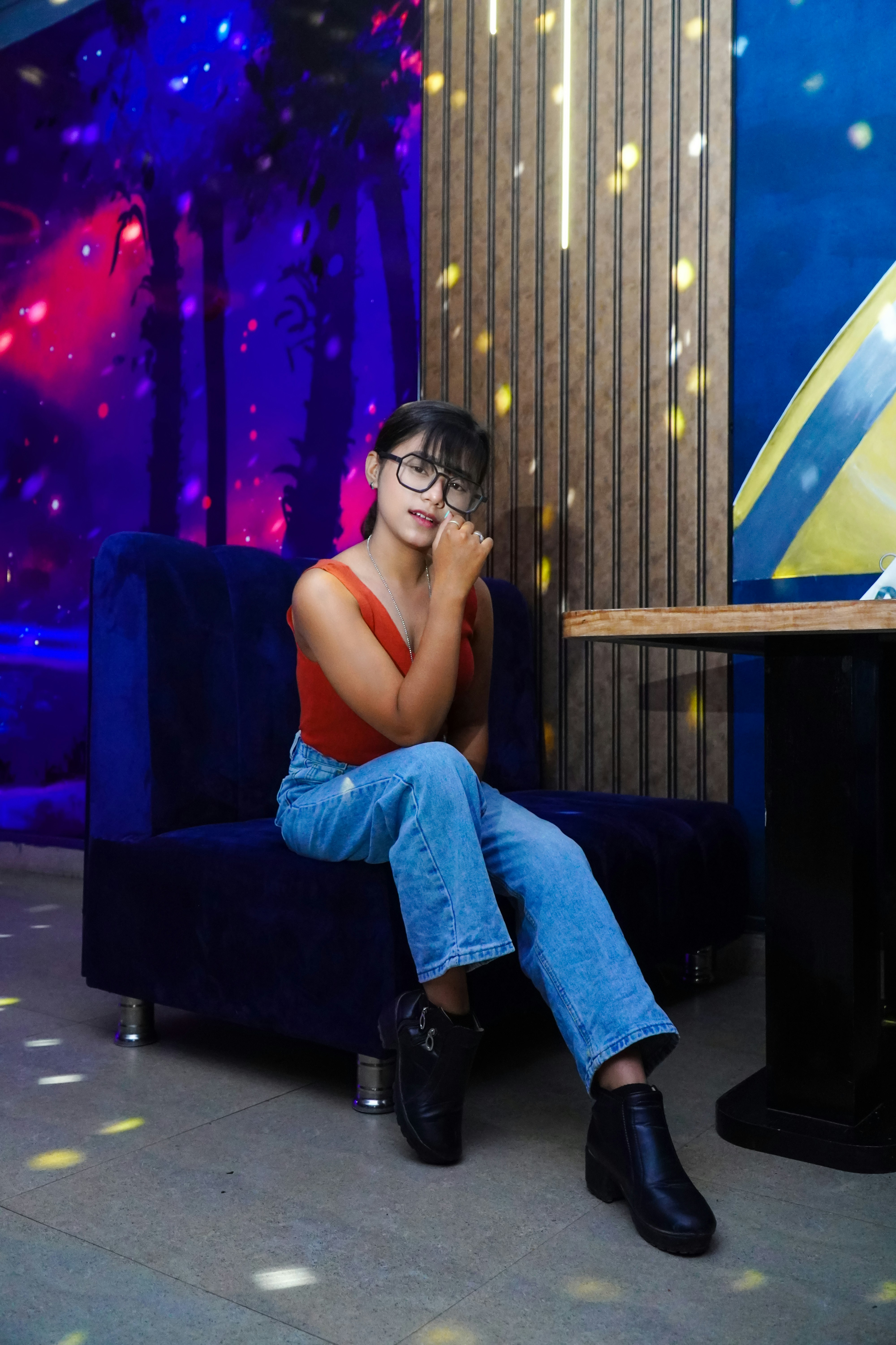 Club Girl Pictures | Download Free Images on Unsplash
