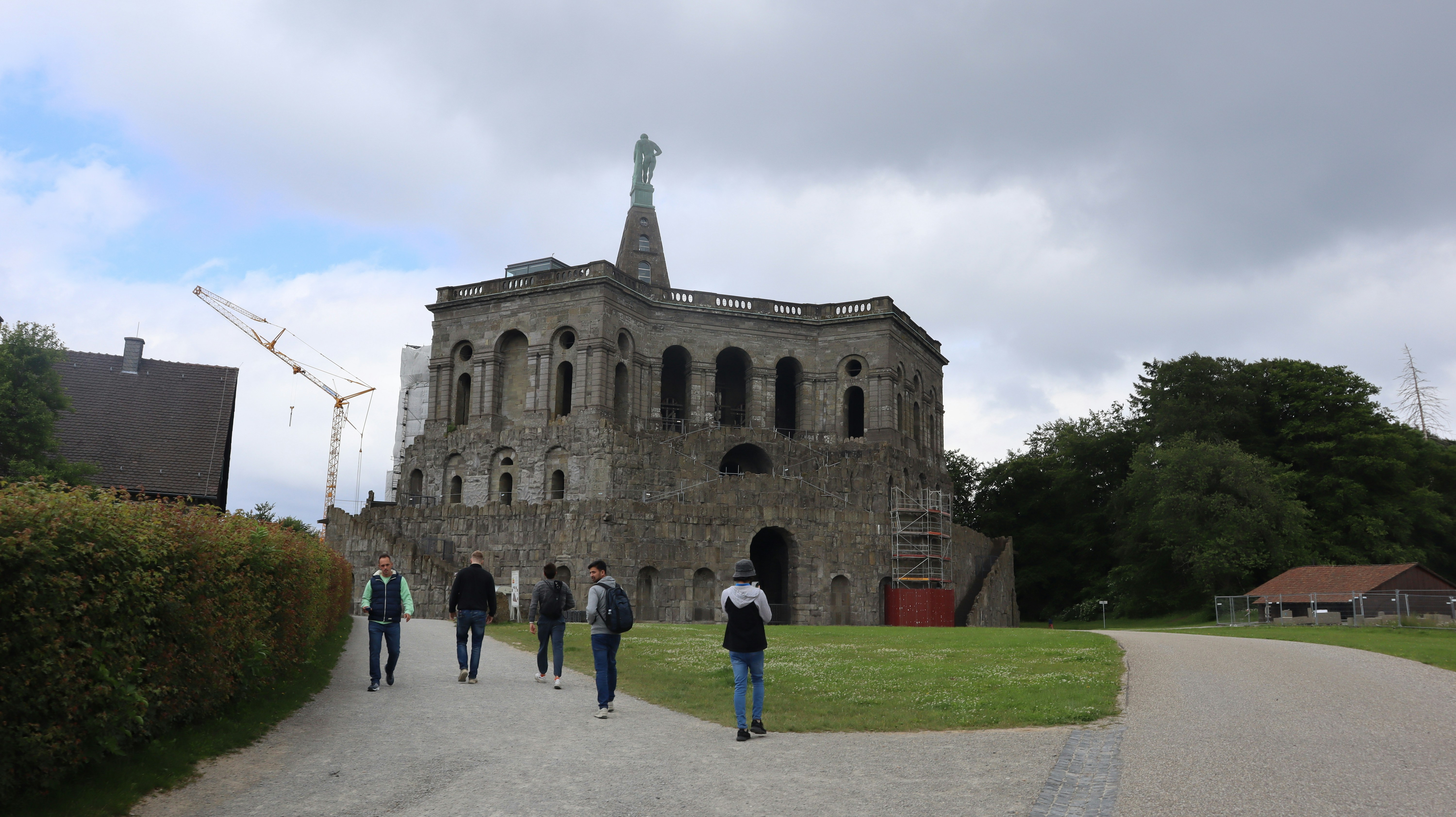 Sayed Saifullah (@saifnalkot) | Komunitas Foto Unsplash