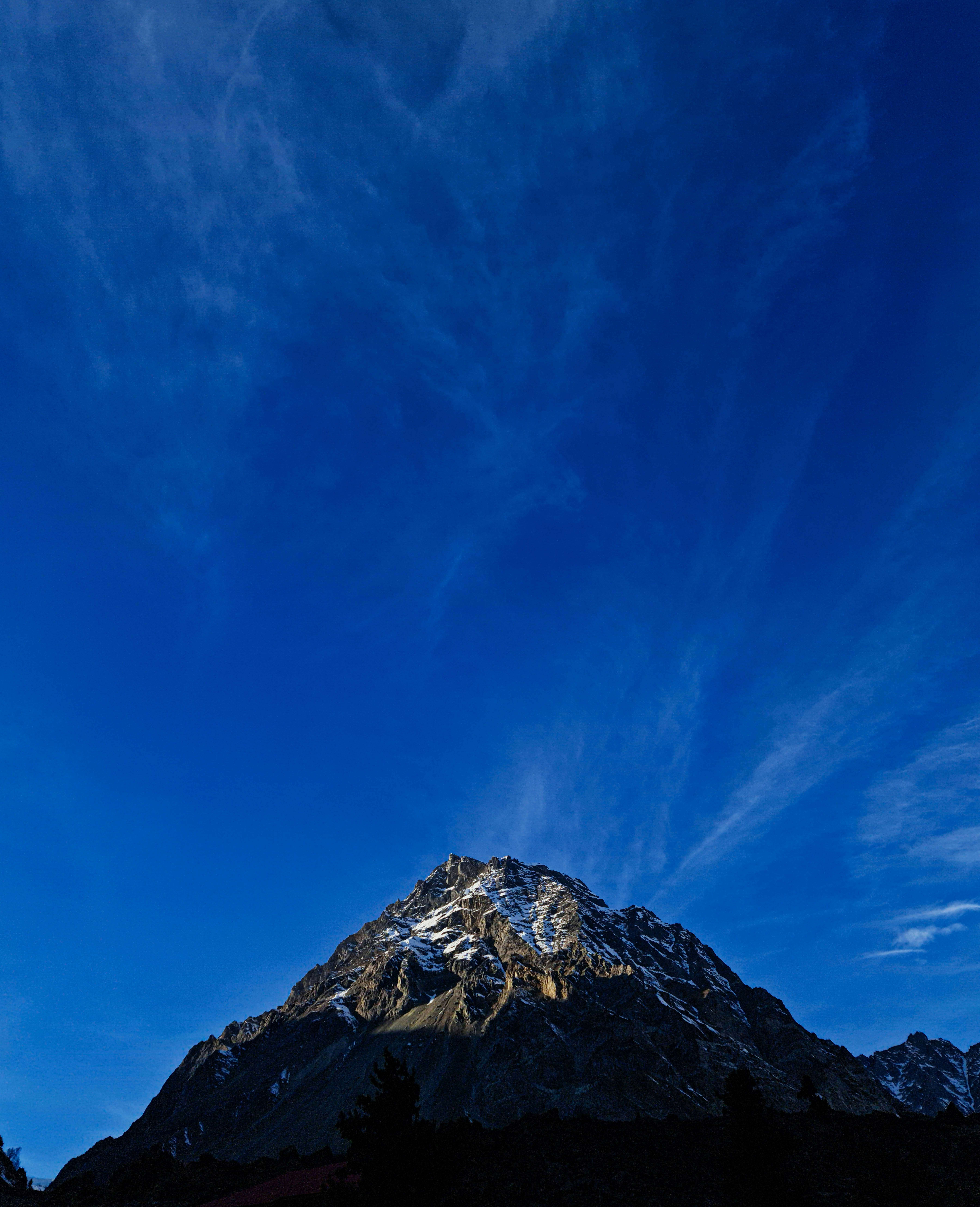 The Quiet Peak Beneath a Cerulean Sky
