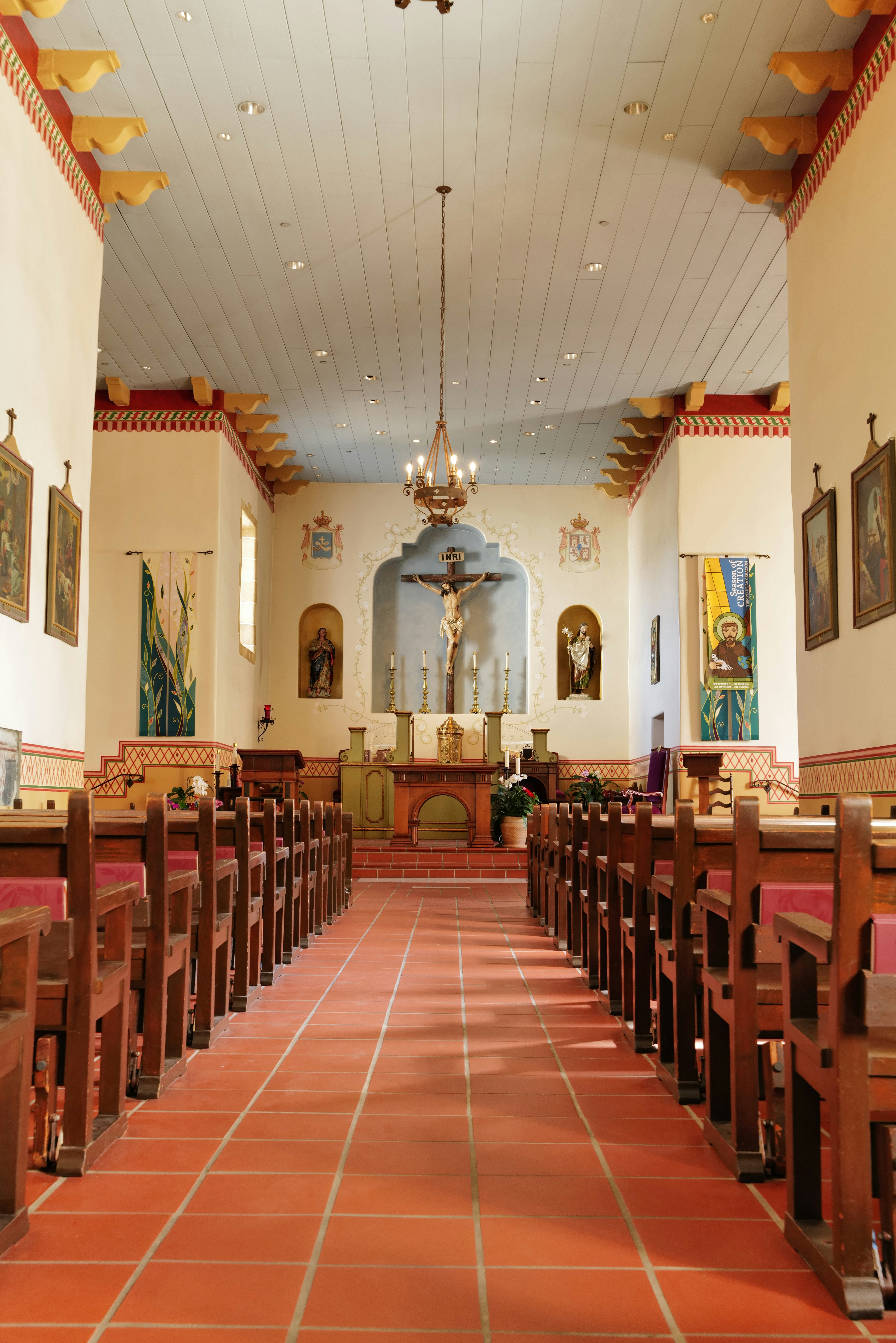 A church filled with lots of wooden pews photo – Free Indoors Image on ...