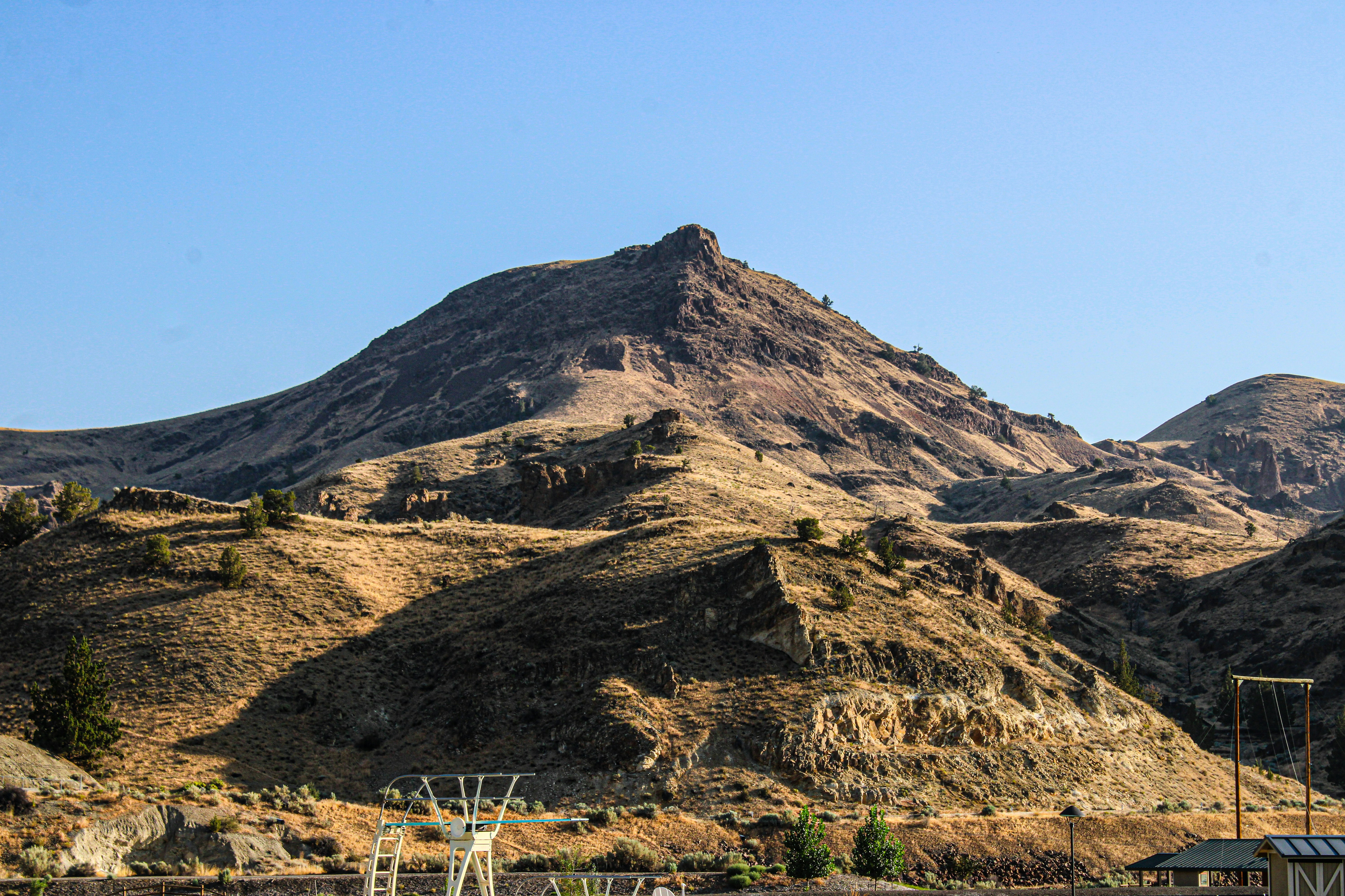 A view of a mountain and a body of water photo – Free Washington family ...