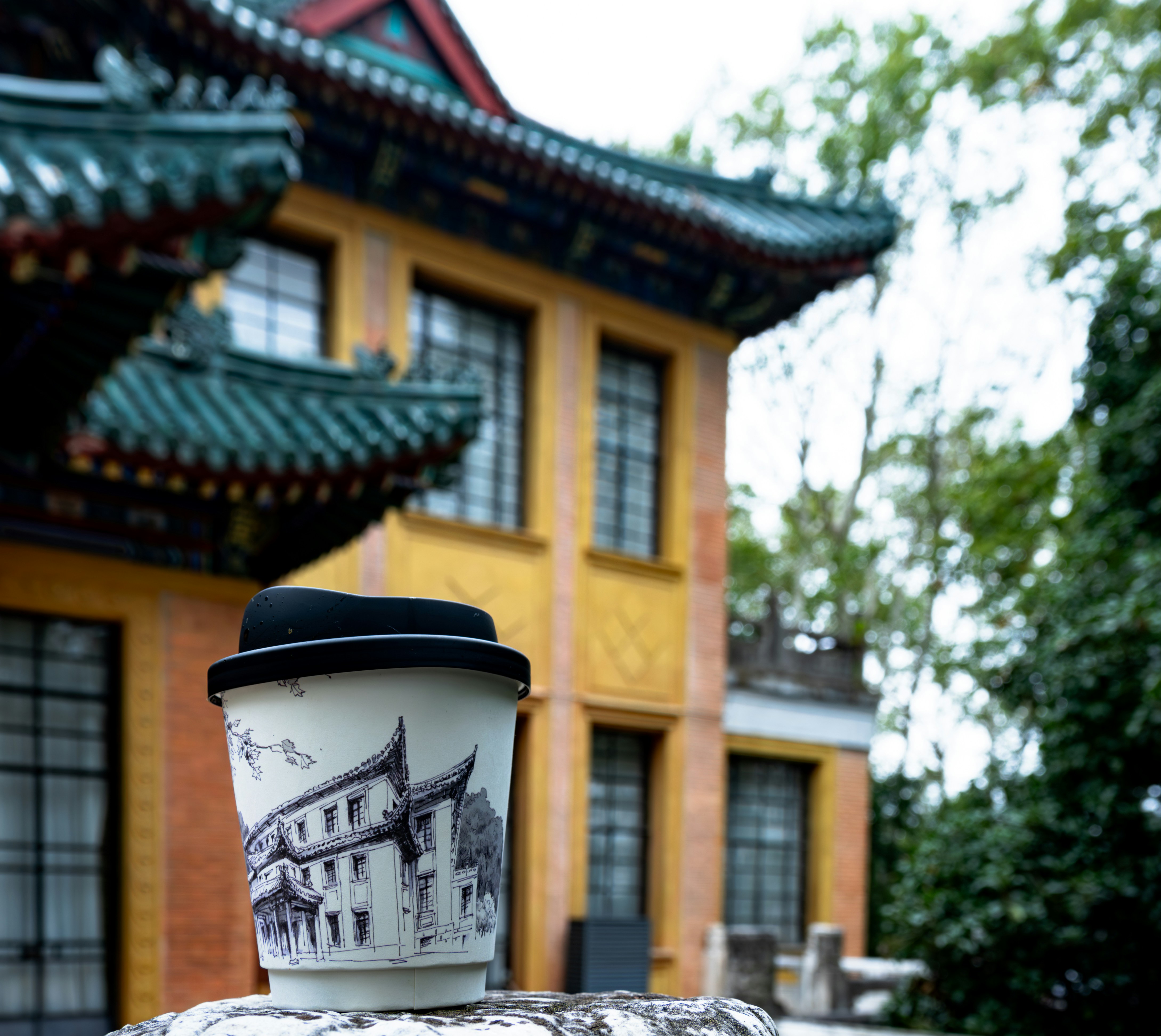 Tea Cup Sketch Anchors a Tang-Style Courtyard
