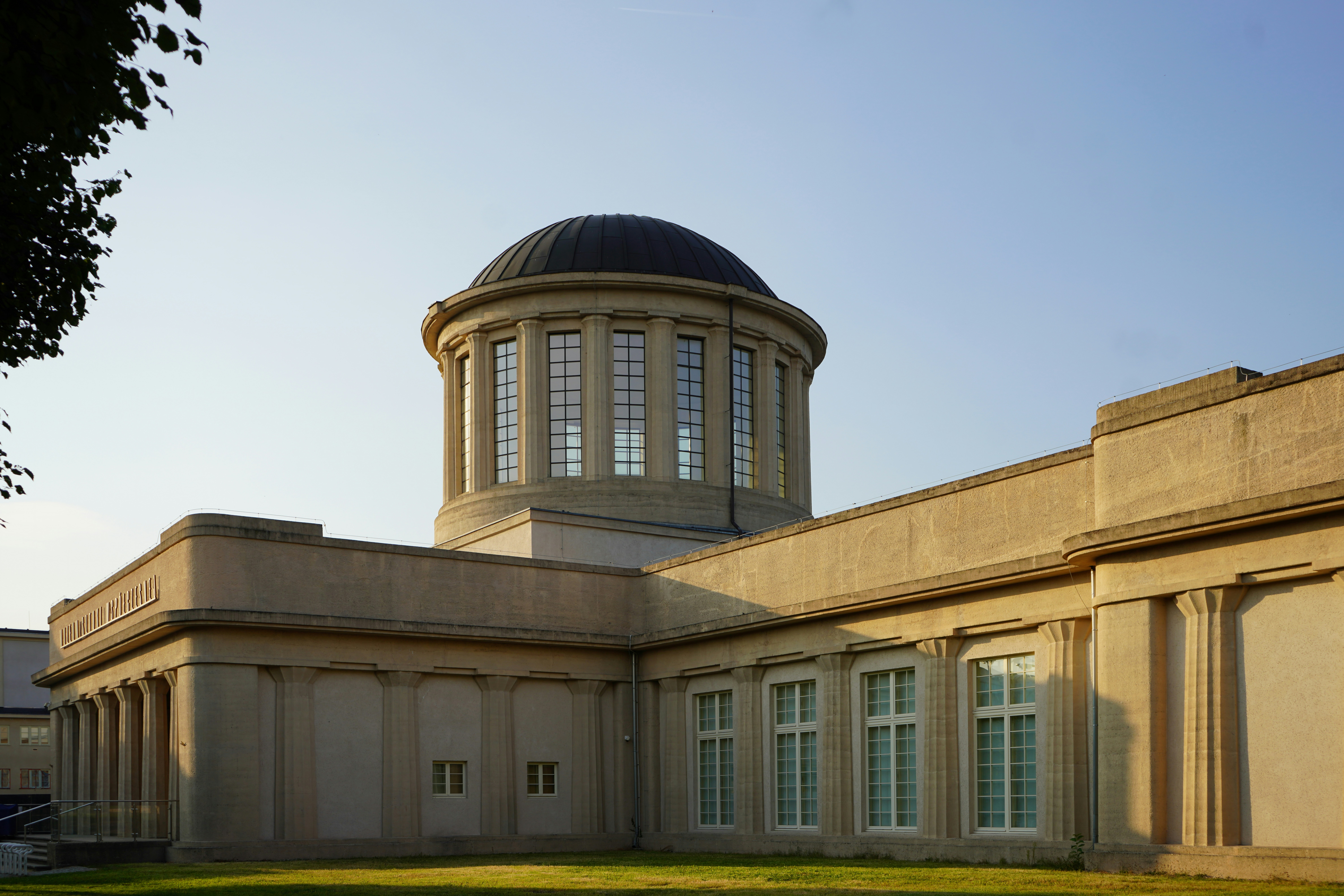 A large building with a dome on top of it