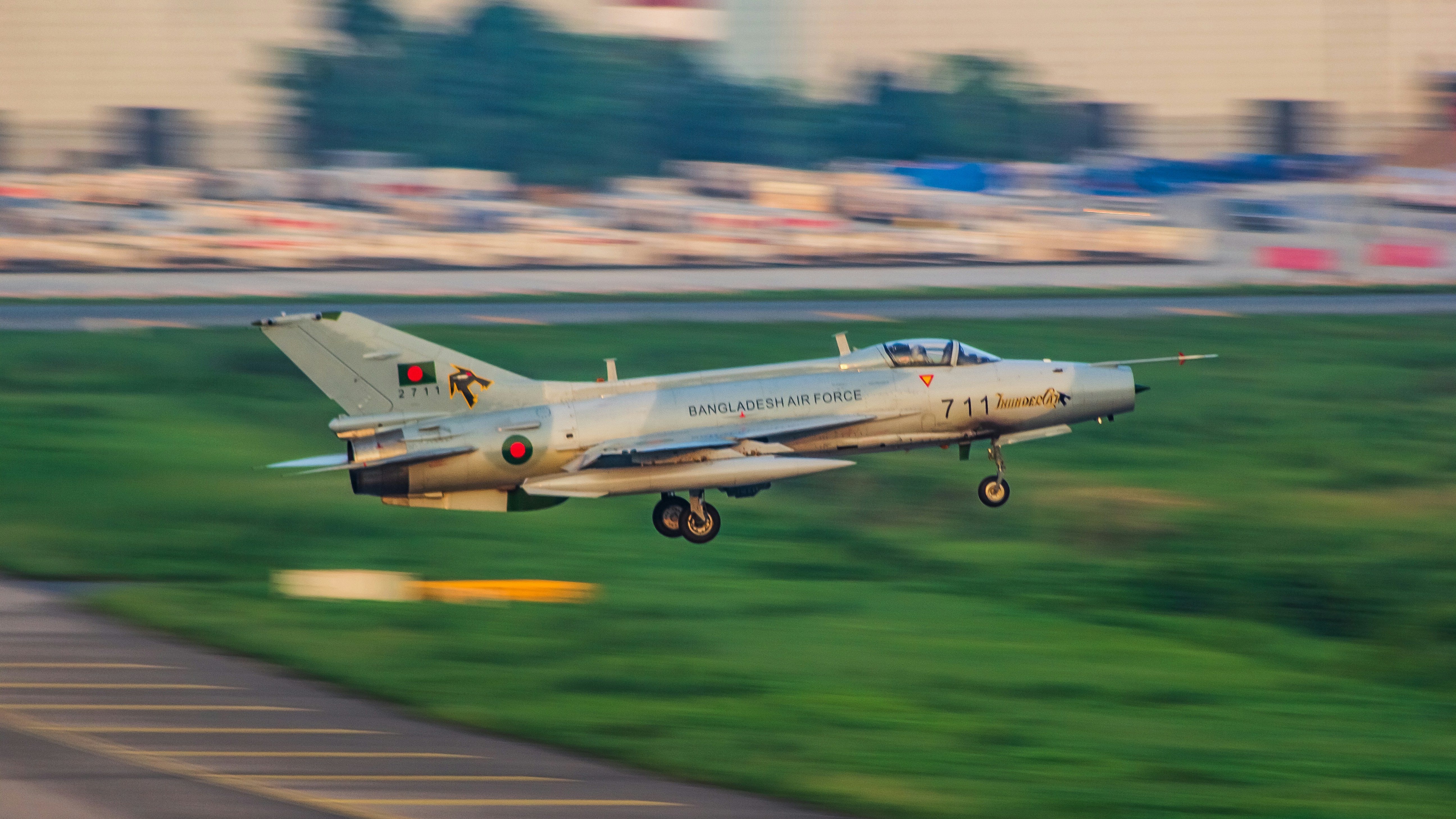 A fighter jet taking off from an airport runway photo – Free Fighter ...