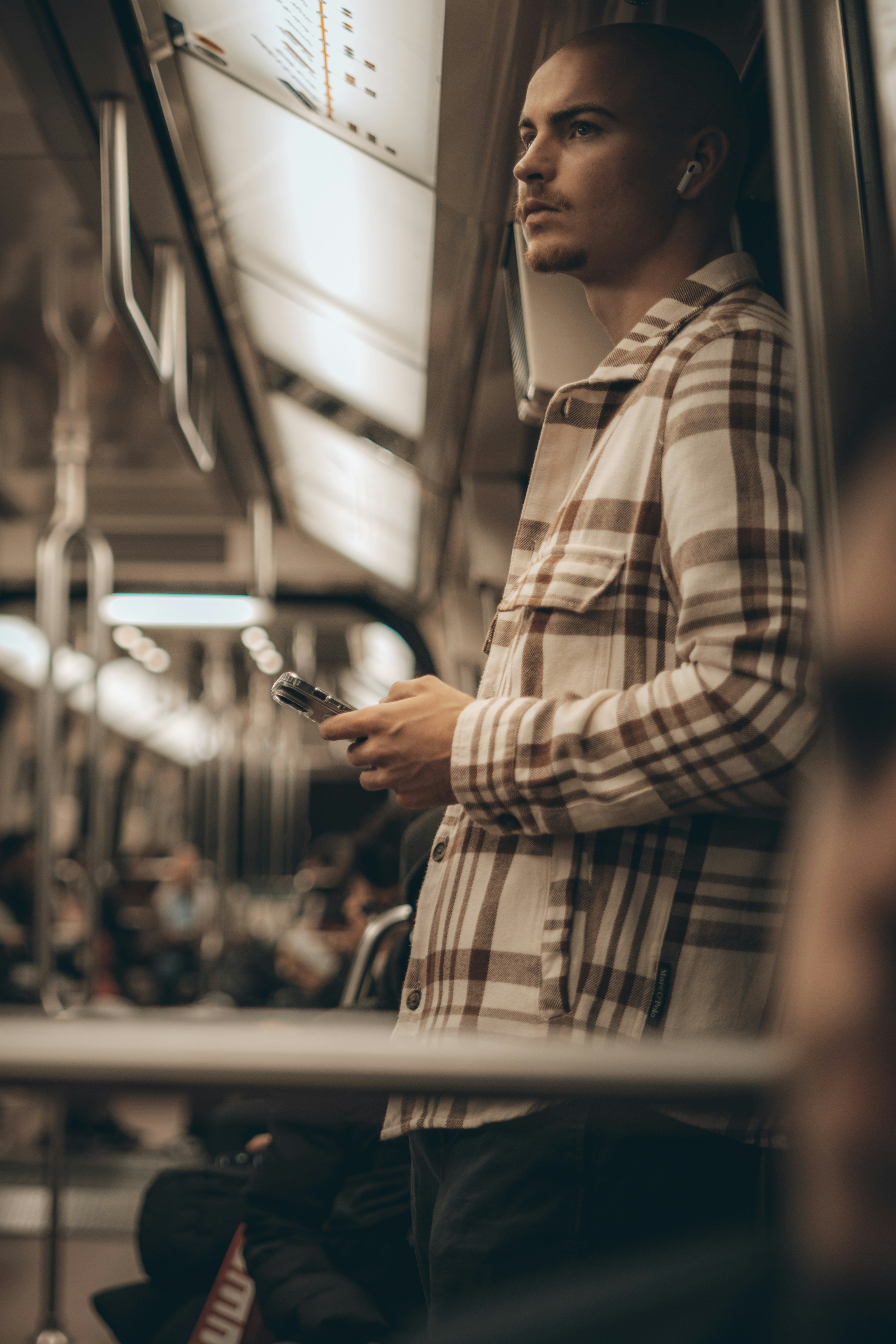 750+ Man Standing Pictures | Download Free Images on Unsplash