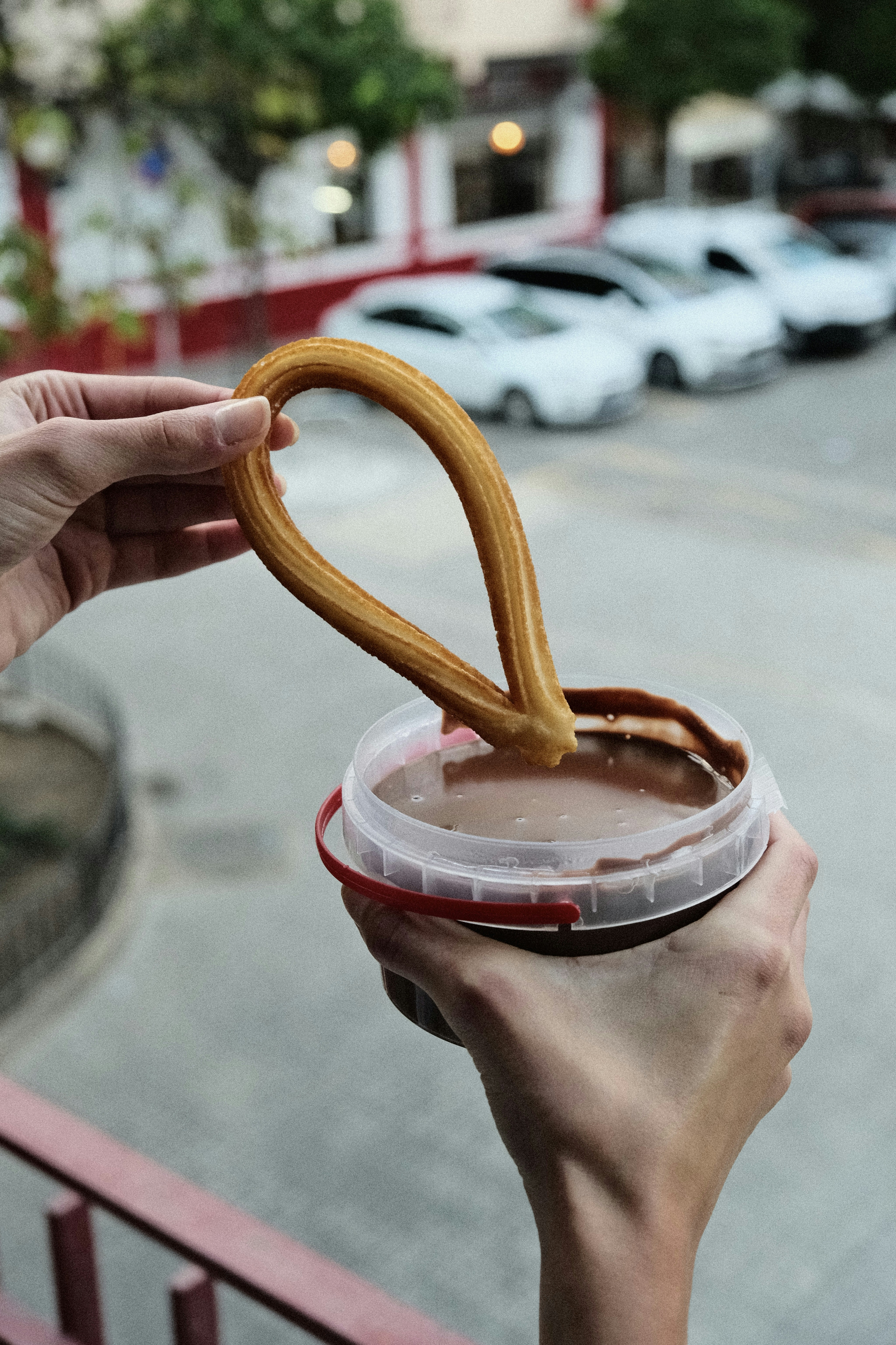 Copper Loop Over Cocoa: A Street-Side Churro Moment