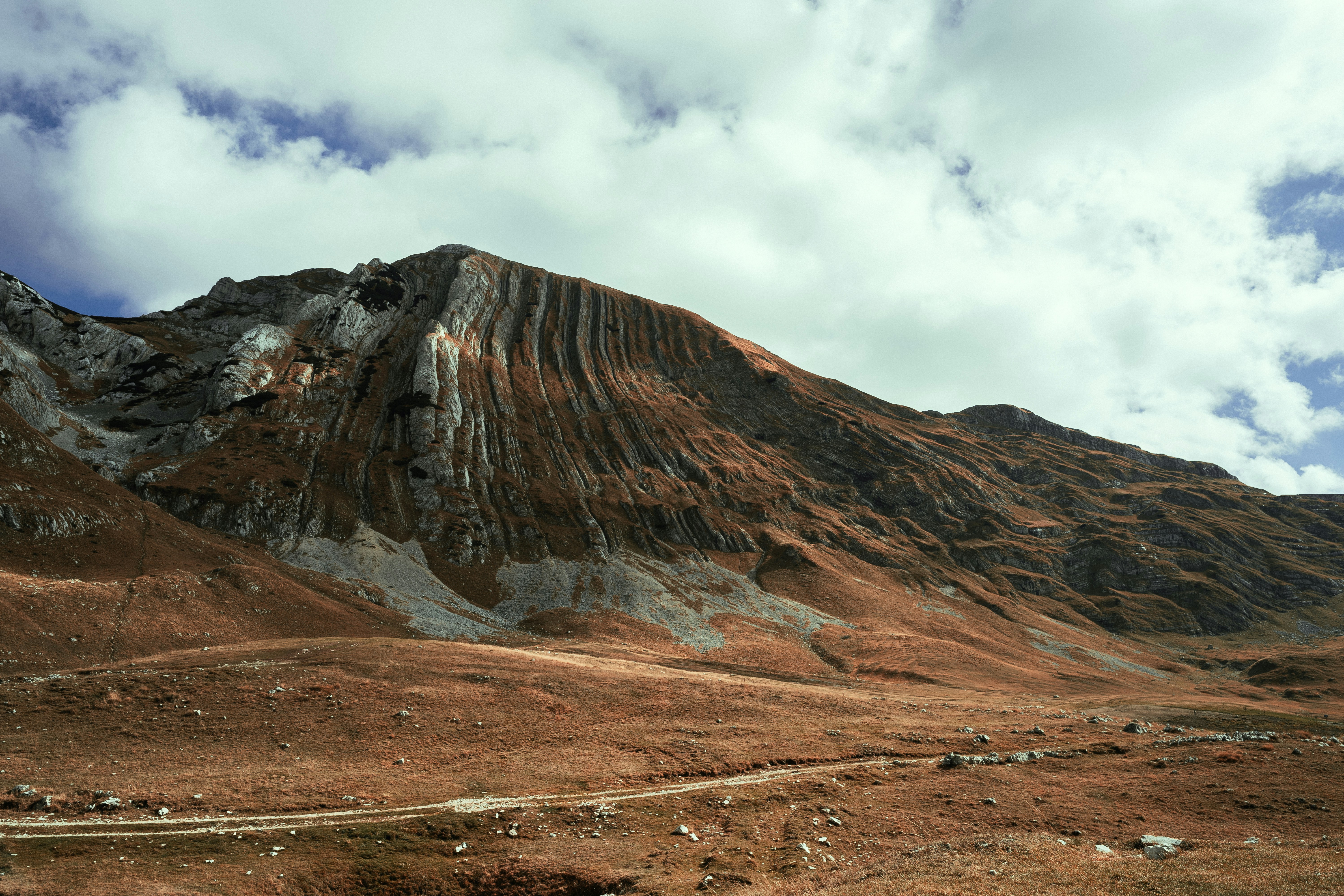 Earth's Tapestry: A Geological Masterpiece