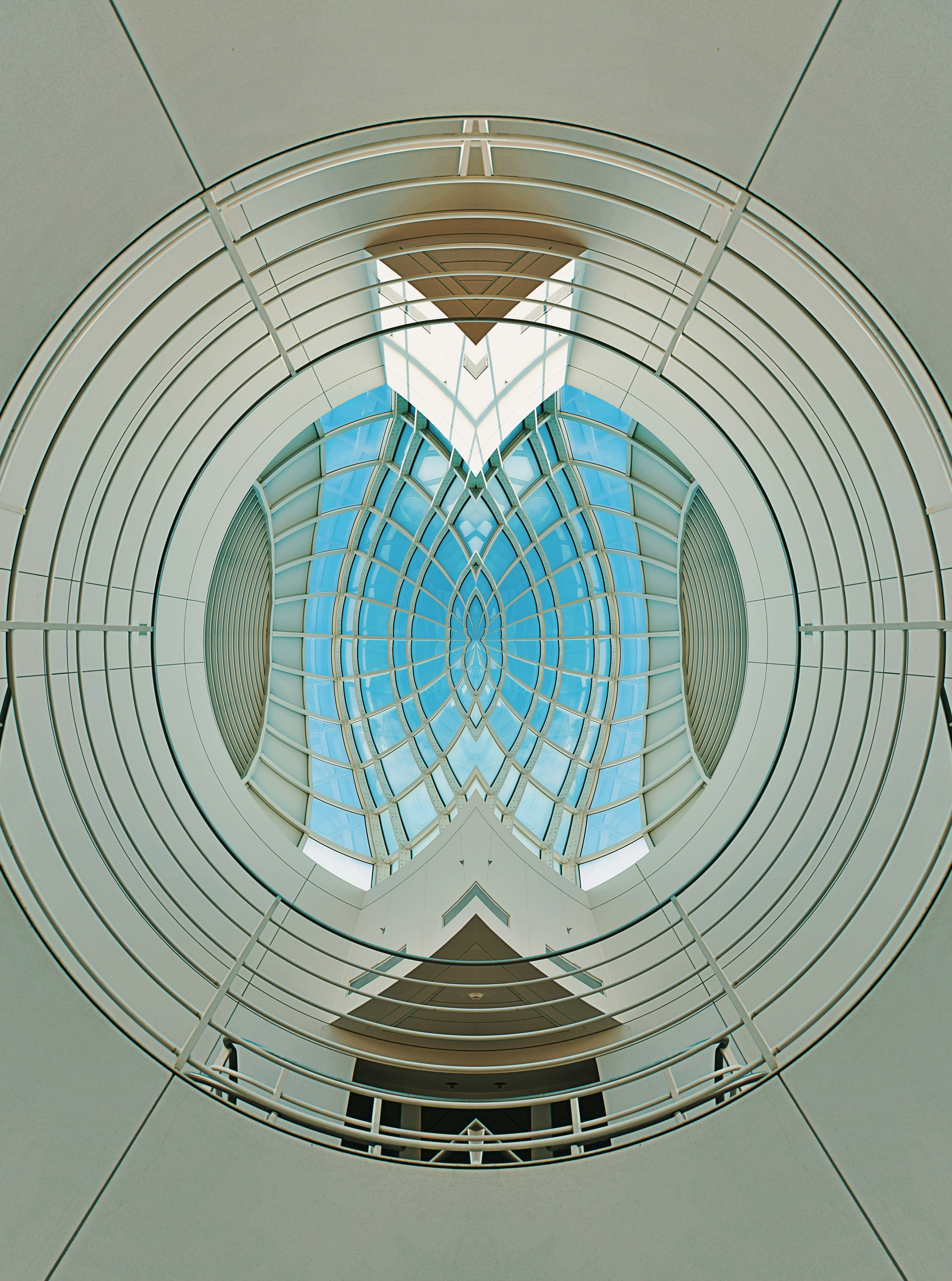 Concentric Glass Ring: Mirror of the Sky