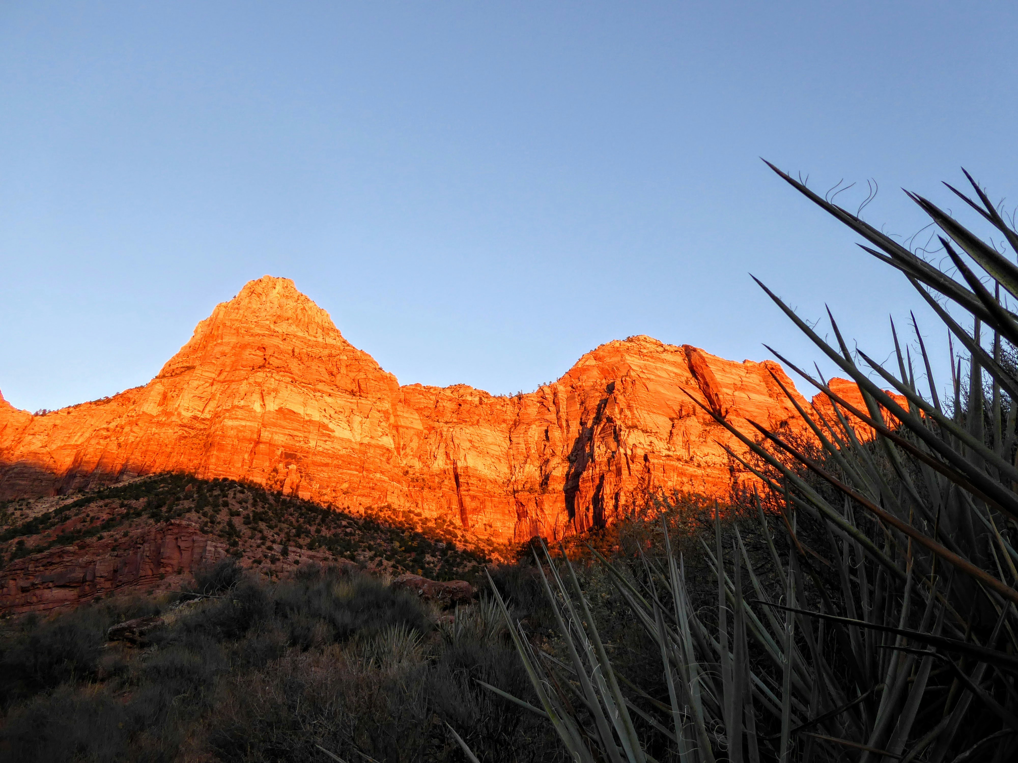 Ember Crest at Sunset: Desert Peaks in Firelight
