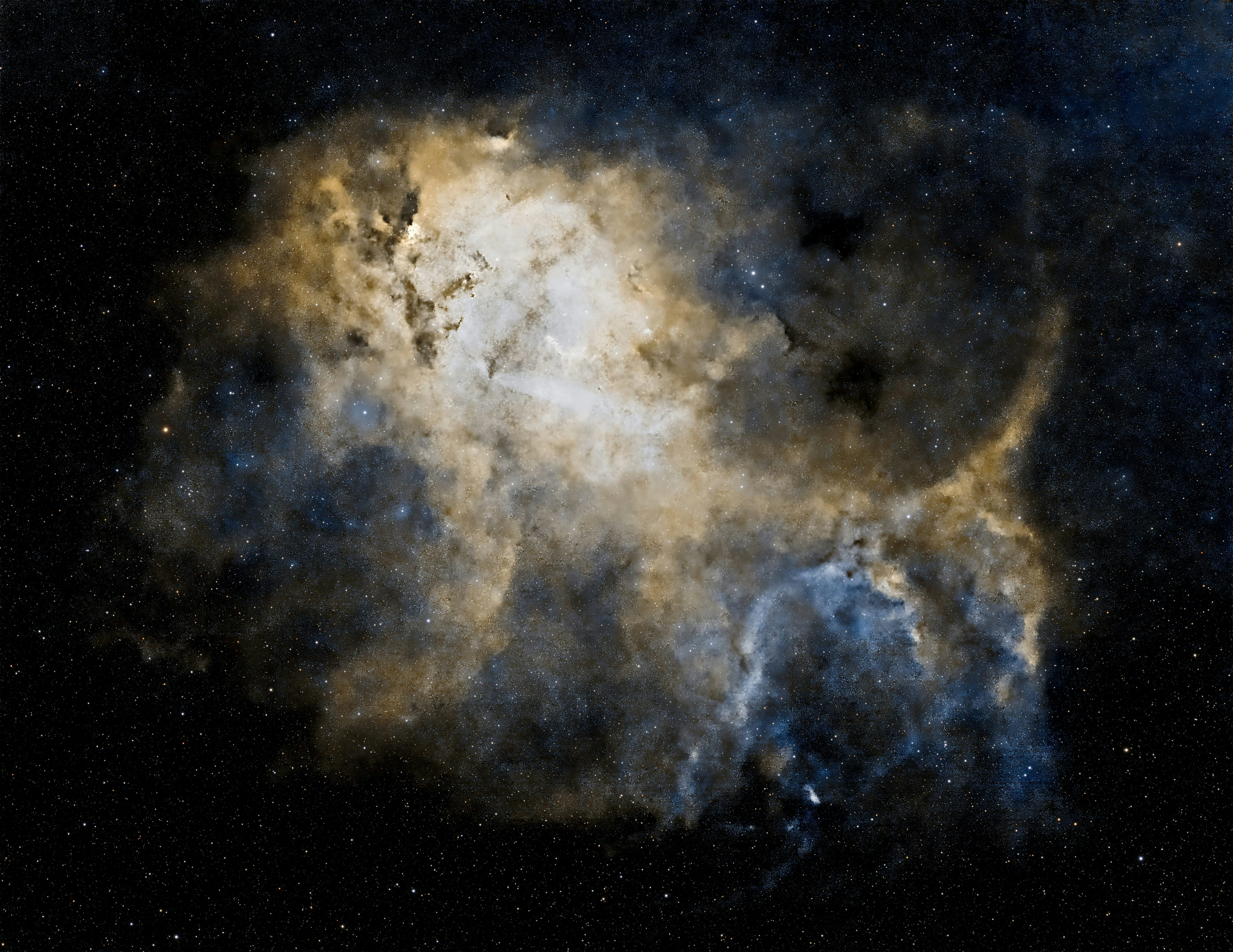 An image of a very large star in the sky photo – Free Astronomy Image ...