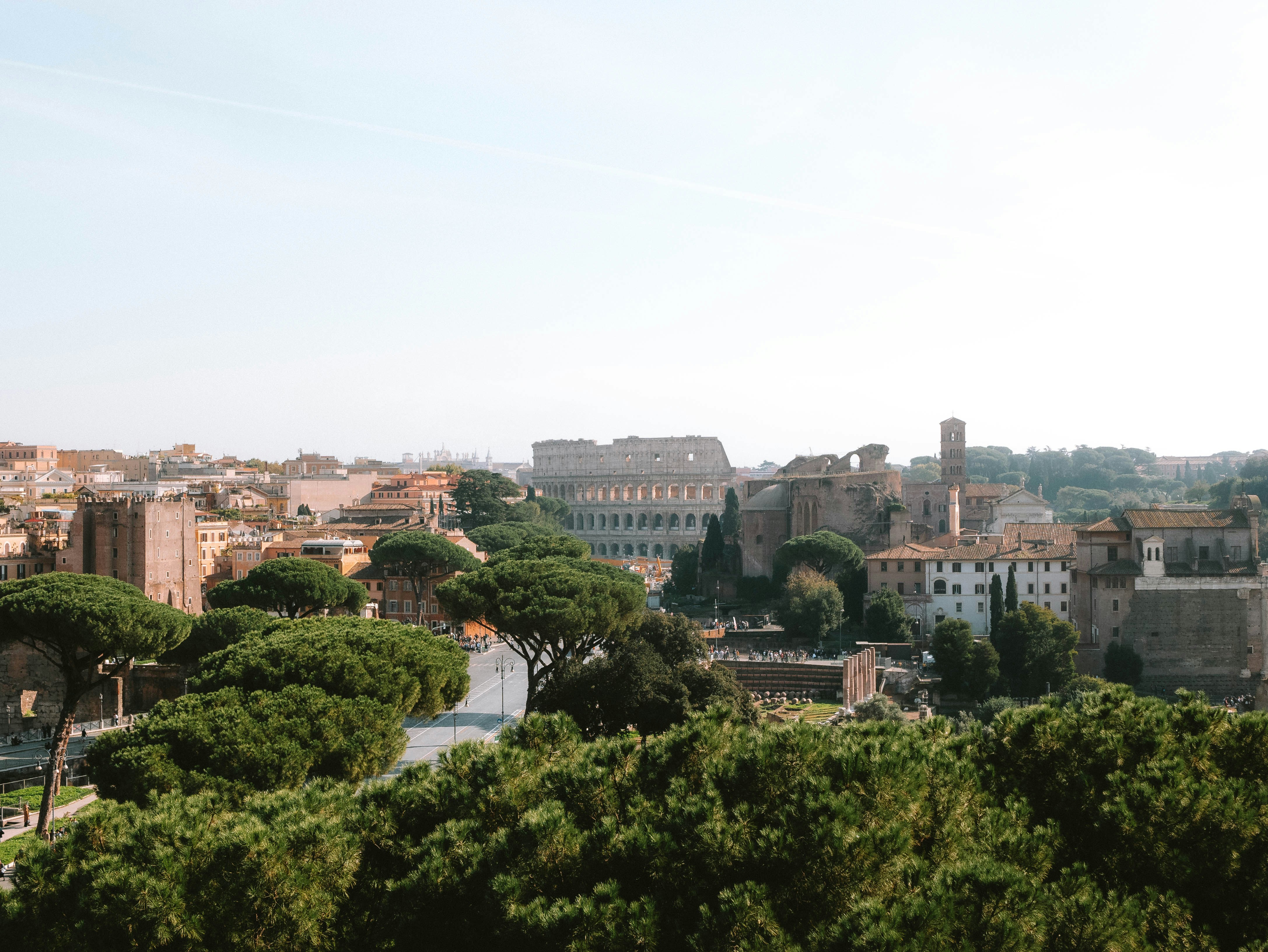 Vista di una città da una collina foto – Immagine gratis di Roma su ...