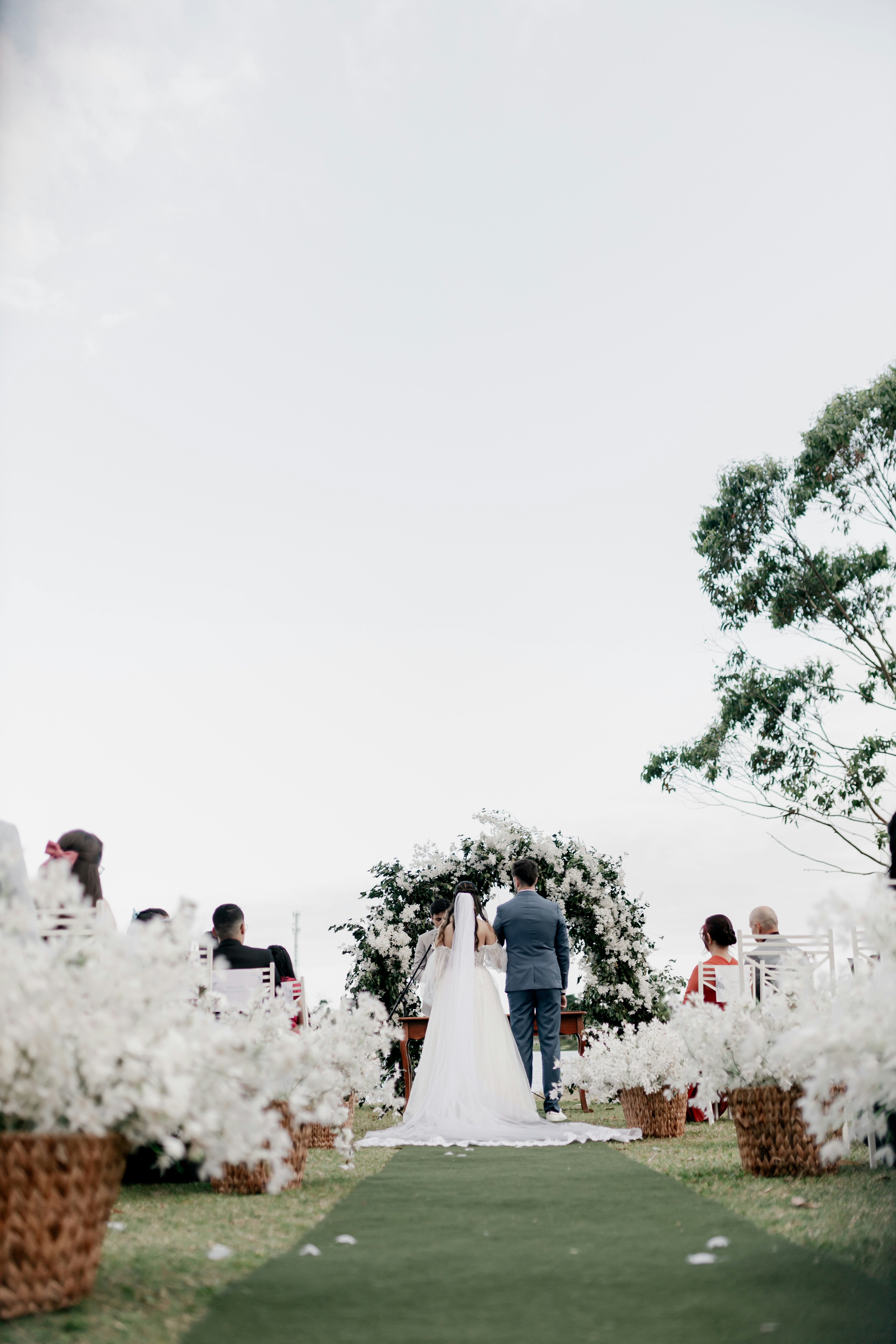 A bride and groom walking down the aisle photo – Free Woman Image on ...