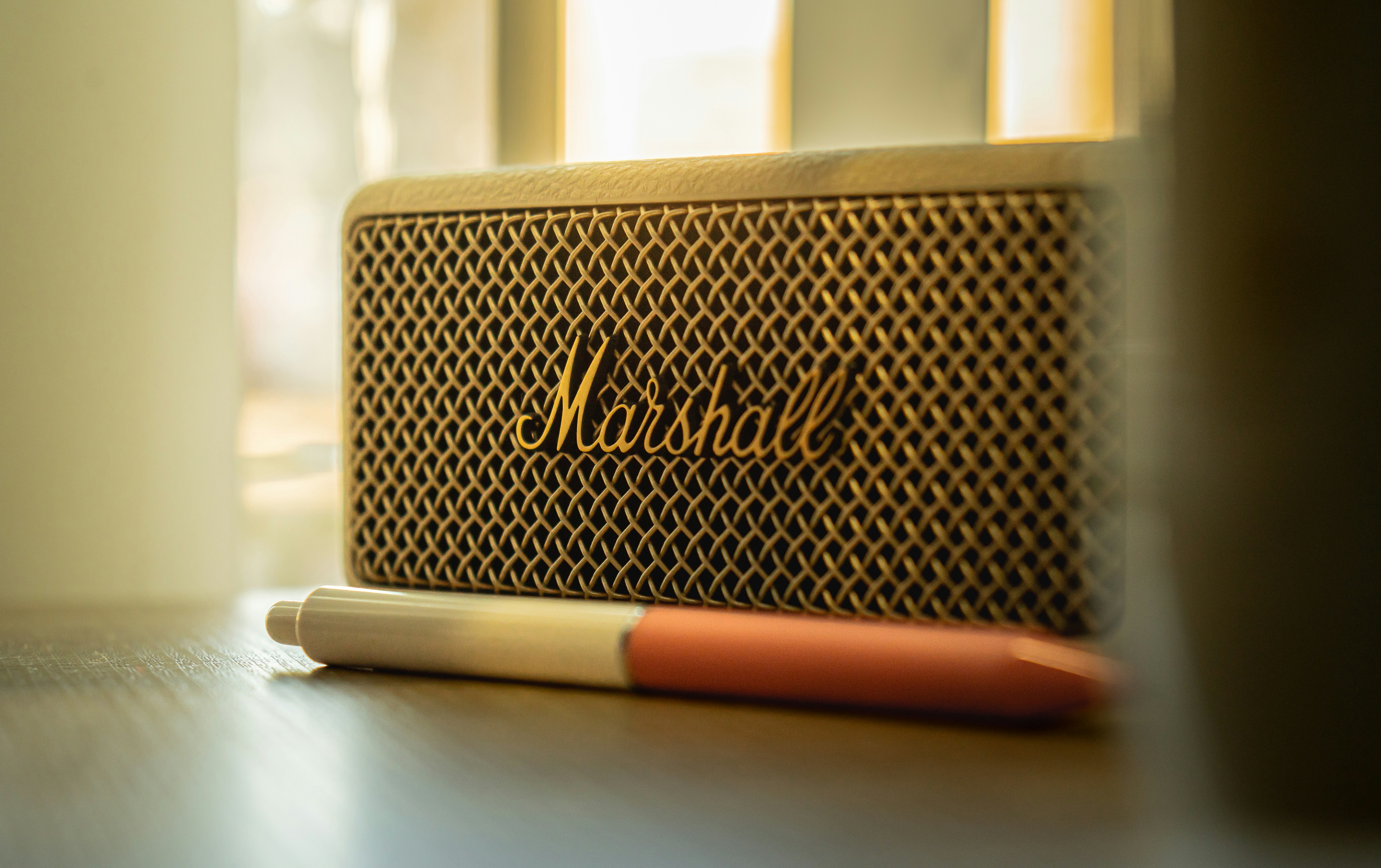 Marshall speaker