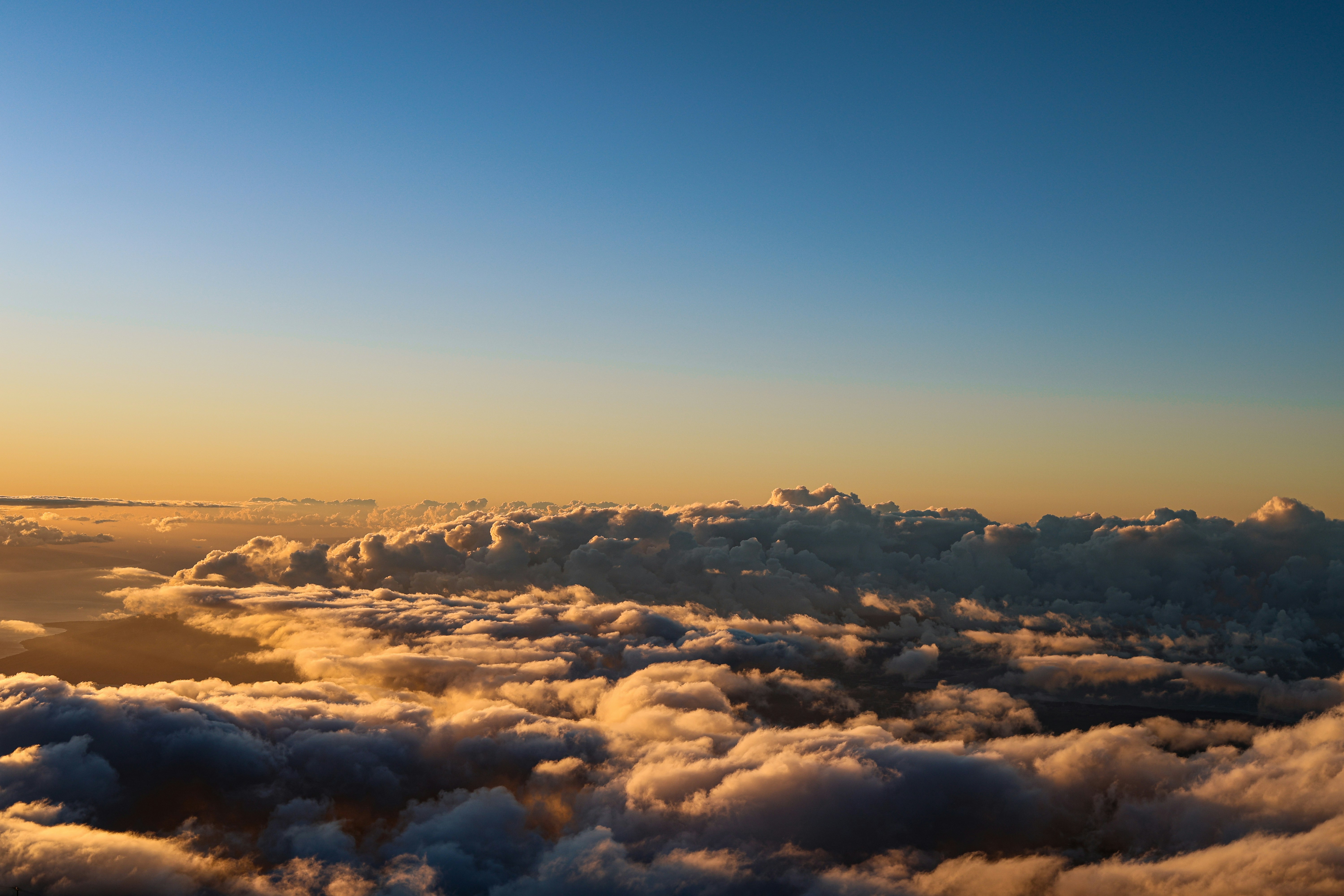 A view of the sky and clouds from a plane photo – Free Cloud Image on ...