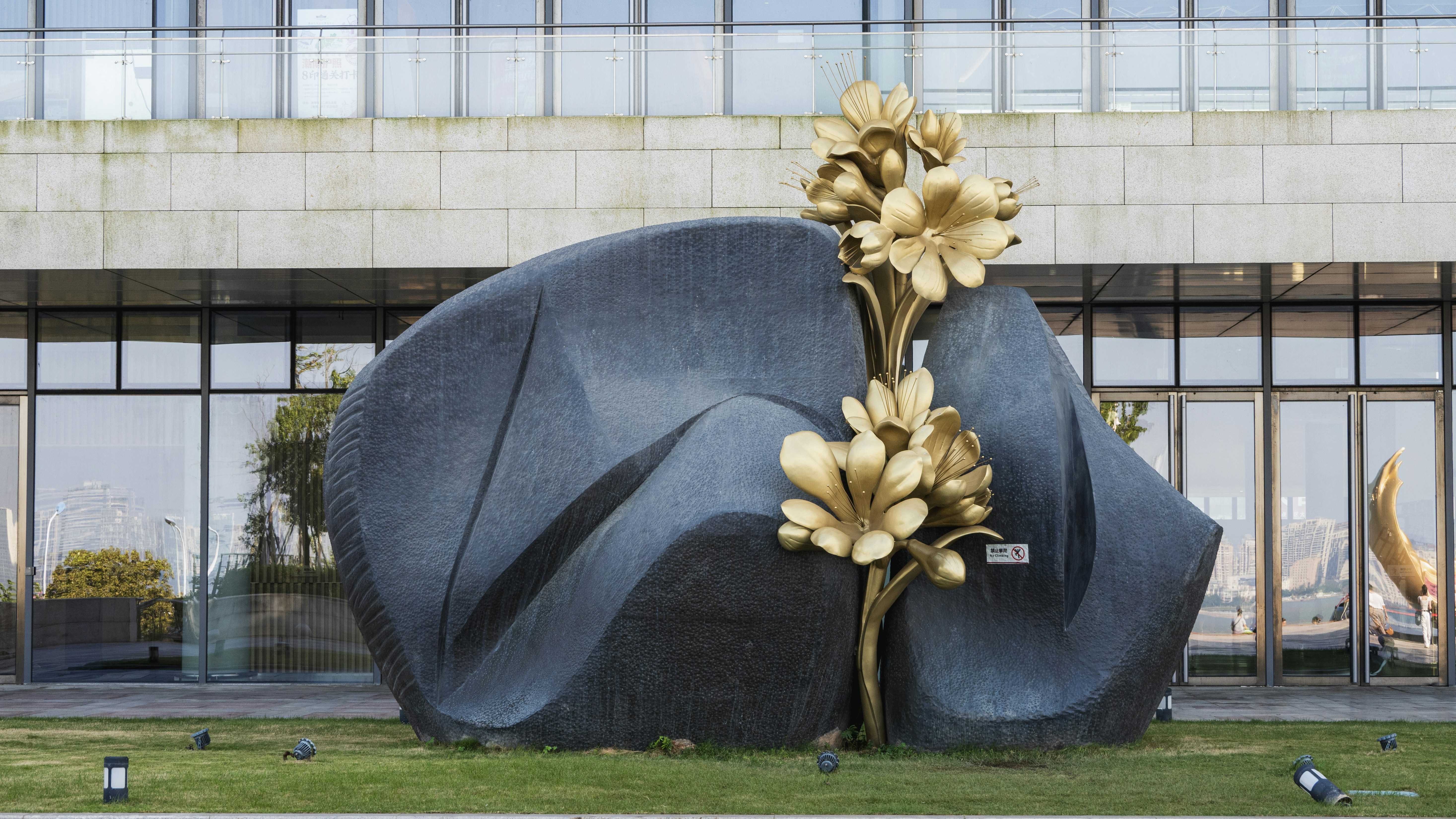 Photo by Vladimir Wang with Nikon Zf