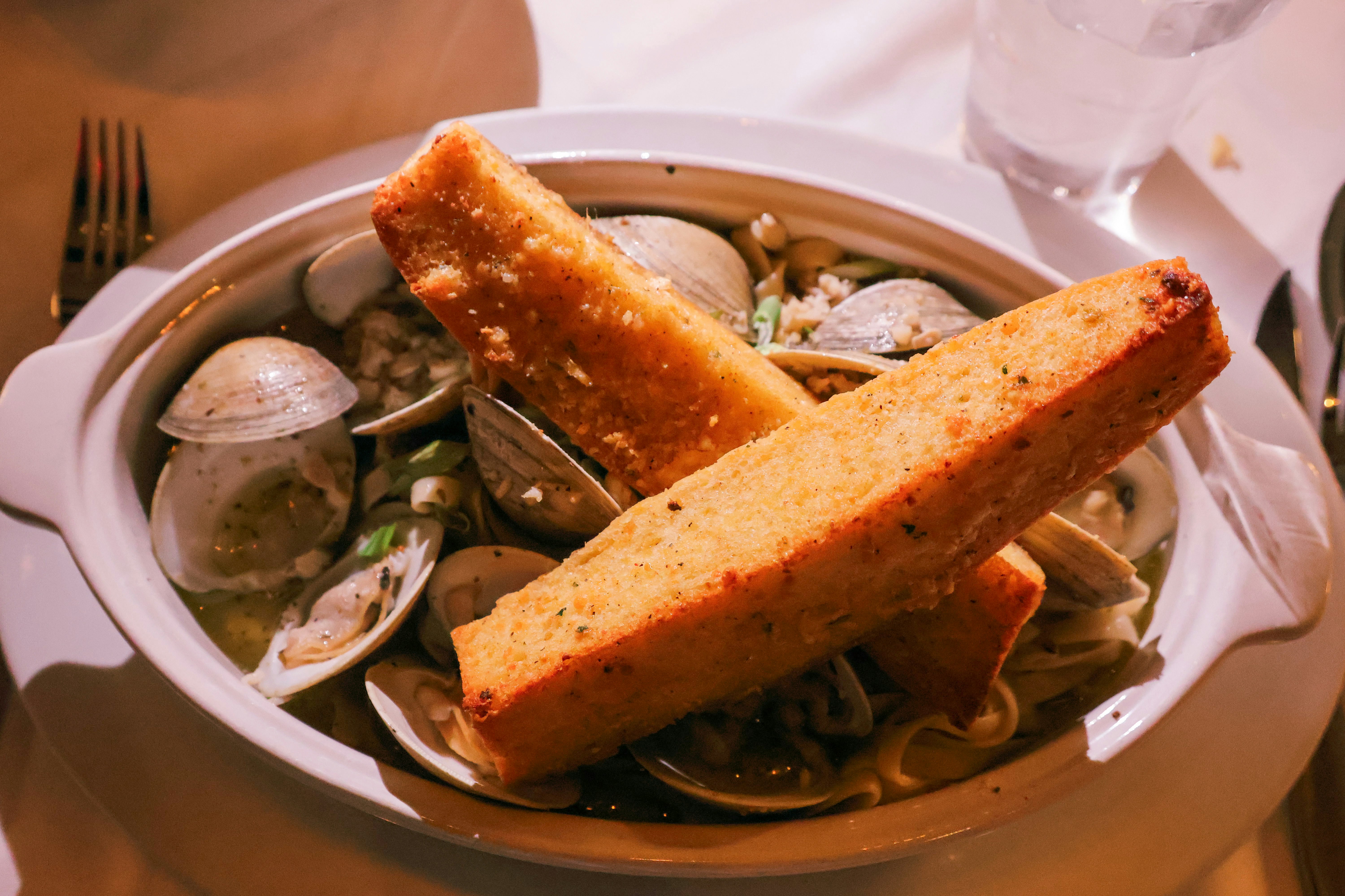 A Culinary Symphony of Clams and Garlic Bread