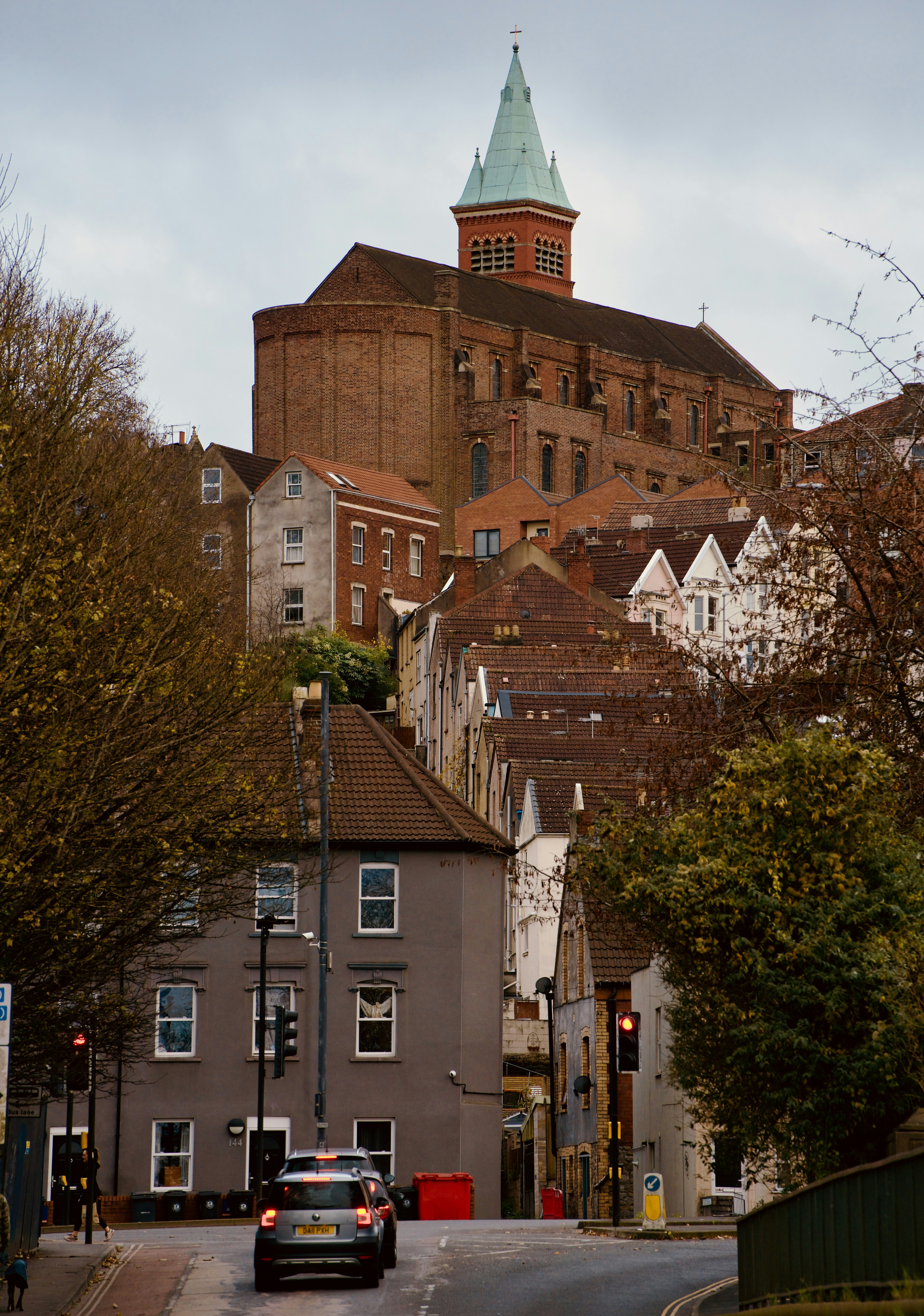 Urban Ascent: The Hidden Gem of Architecture