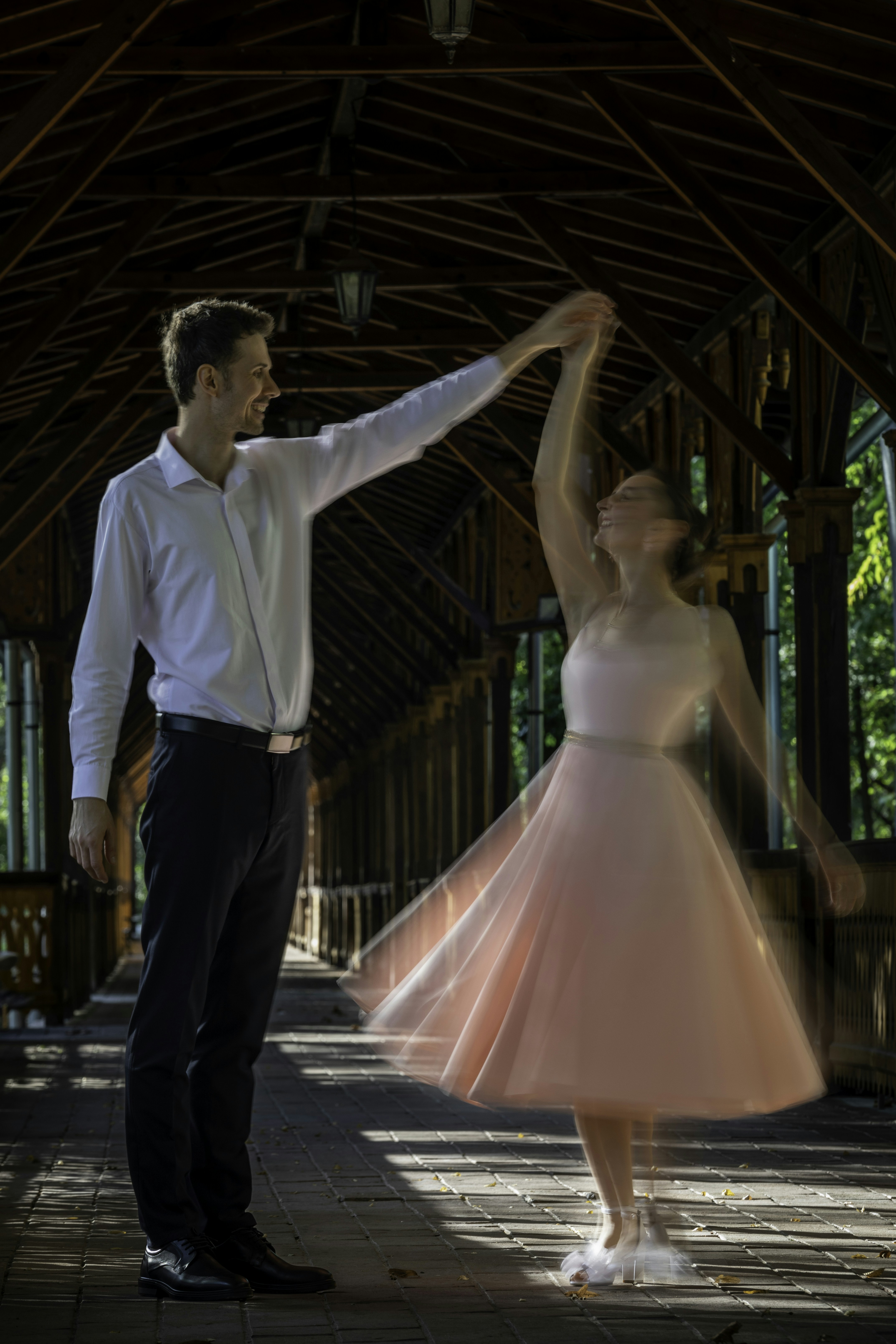 A man and a woman dancing in a barn photo – Free Dance Image on Unsplash