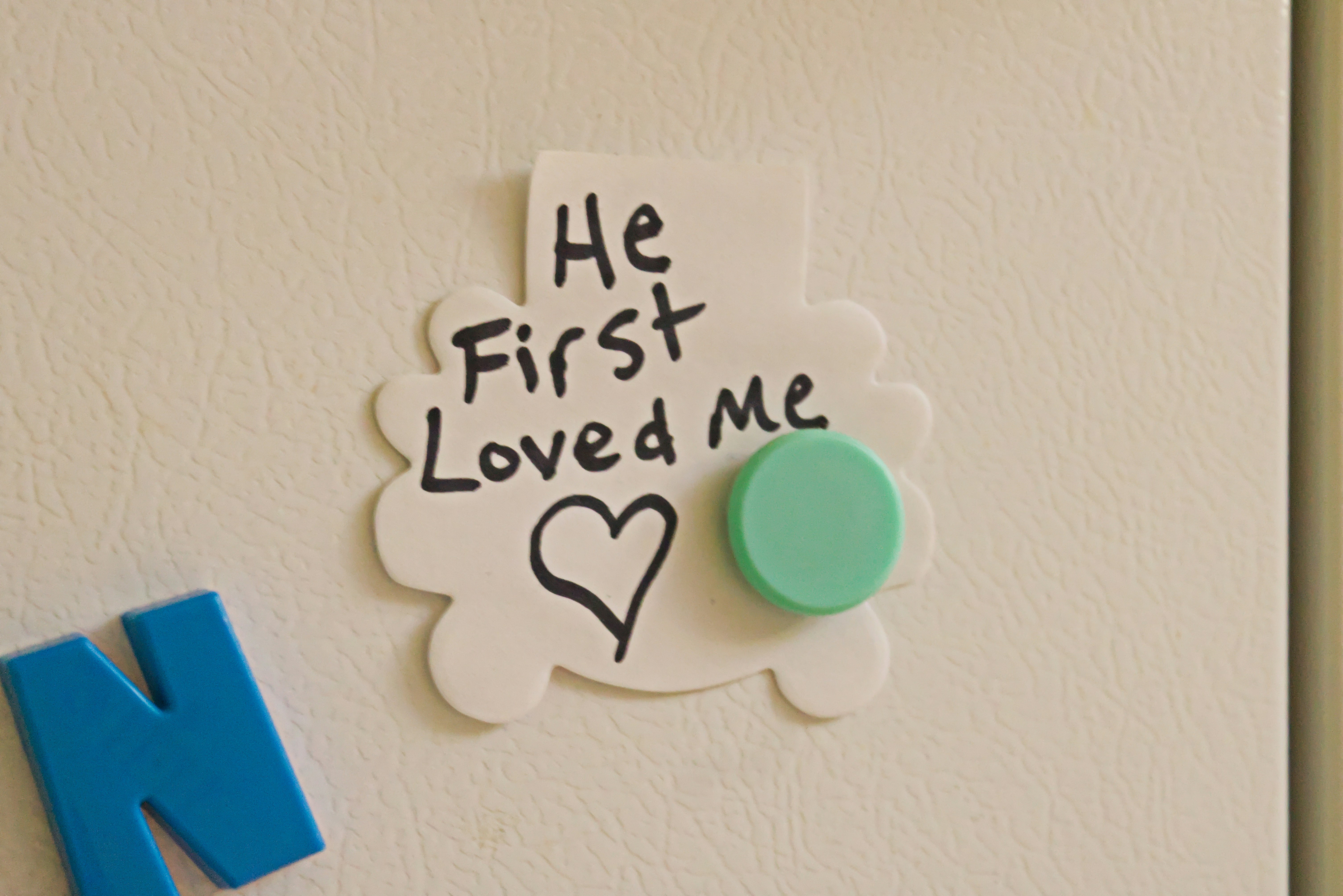 Affectionate Reminder on a Kitchen Canvas