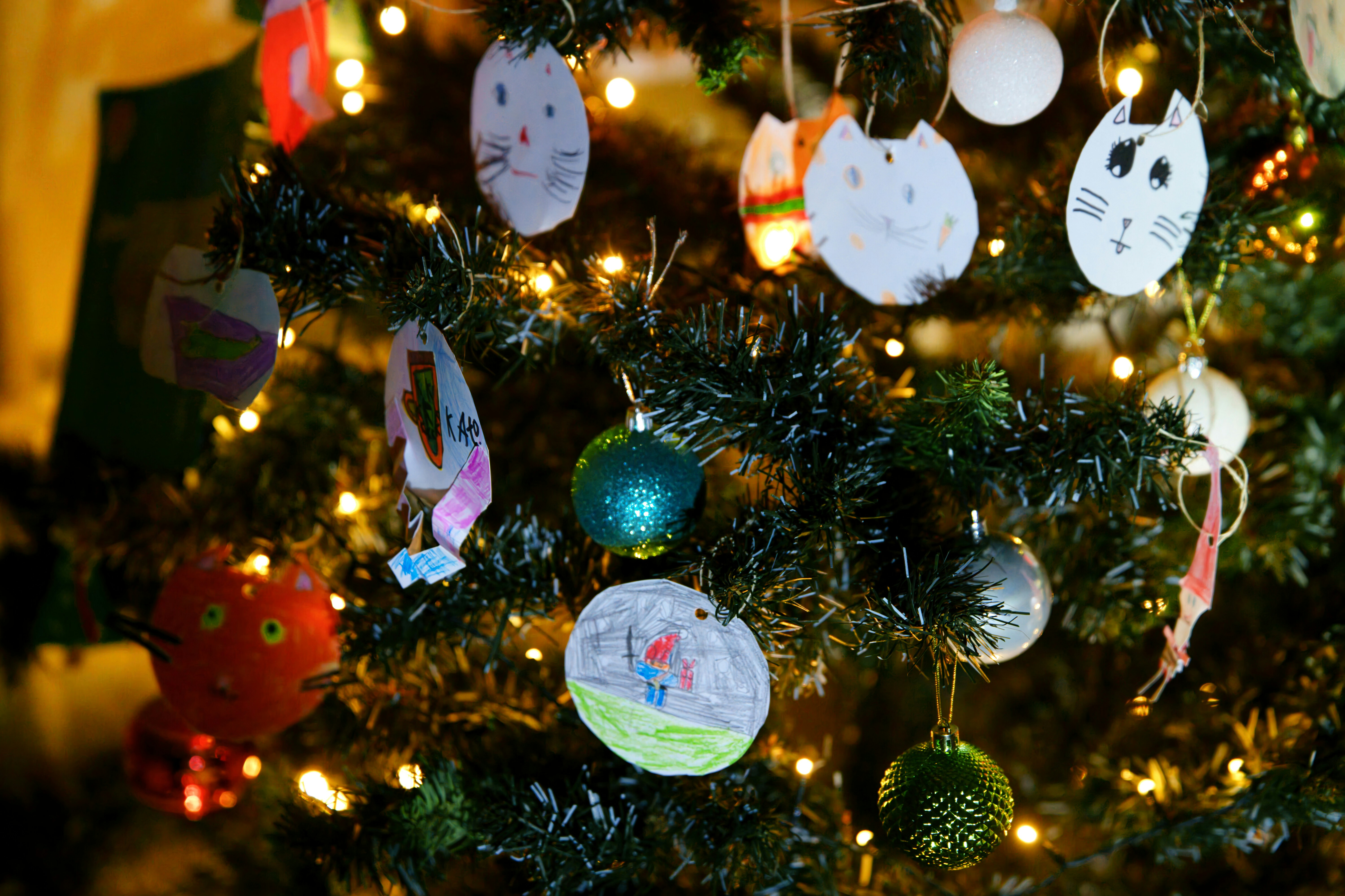 Handmade Ornaments Glow On a Cozy Christmas Tree