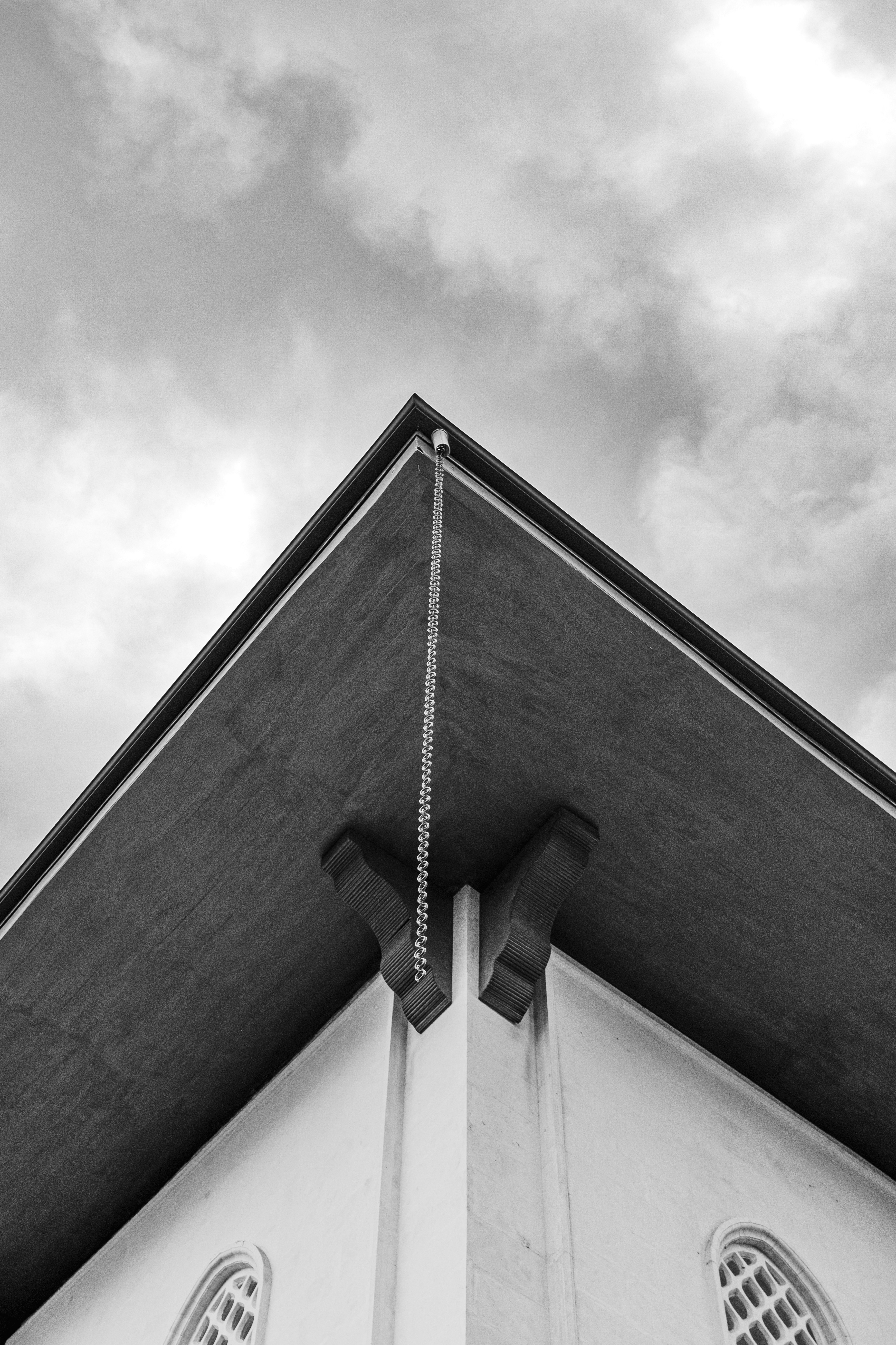 Monochrome Summit: The Roof Edge and Chain