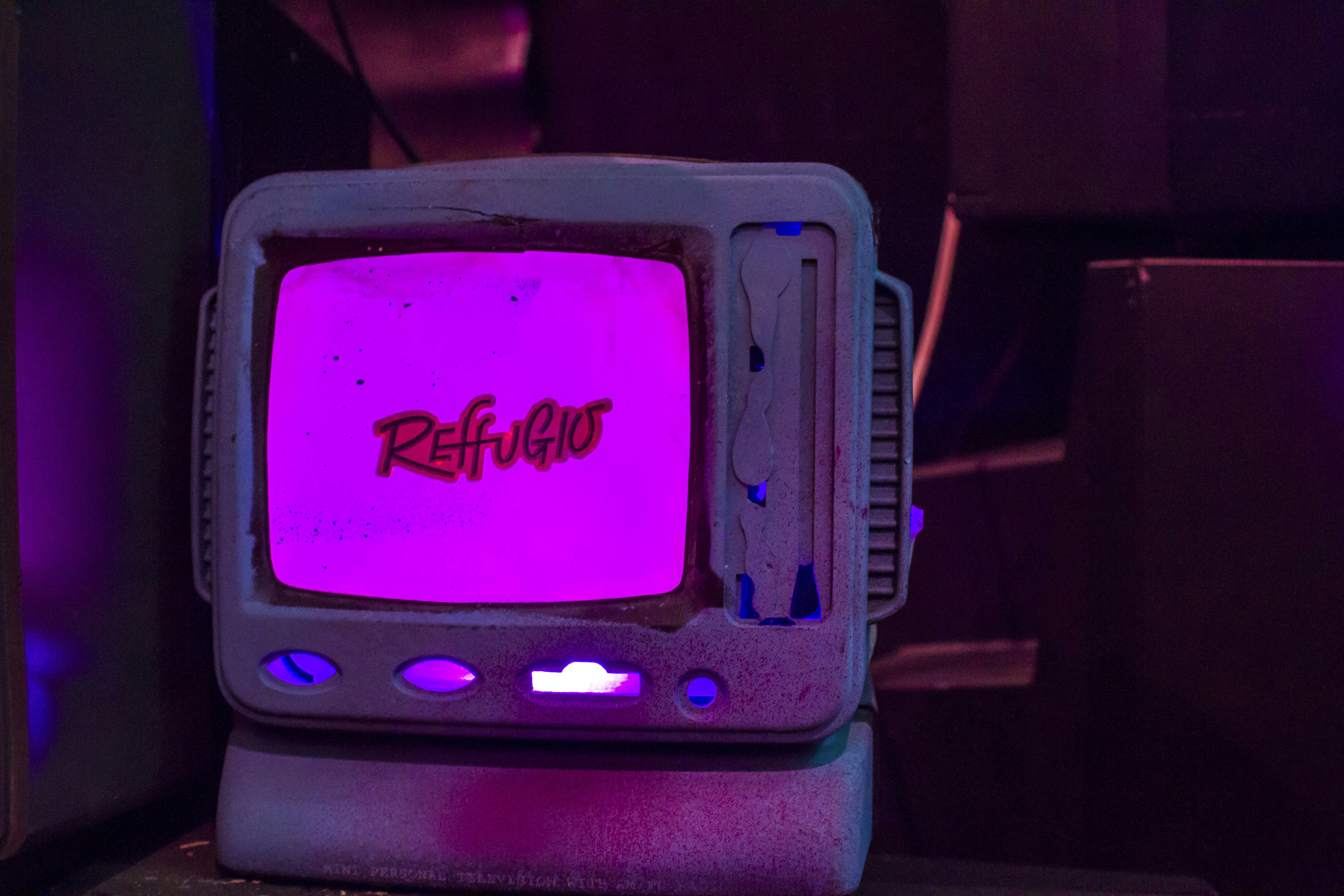 Retro Glow: Neon Nostalgia
