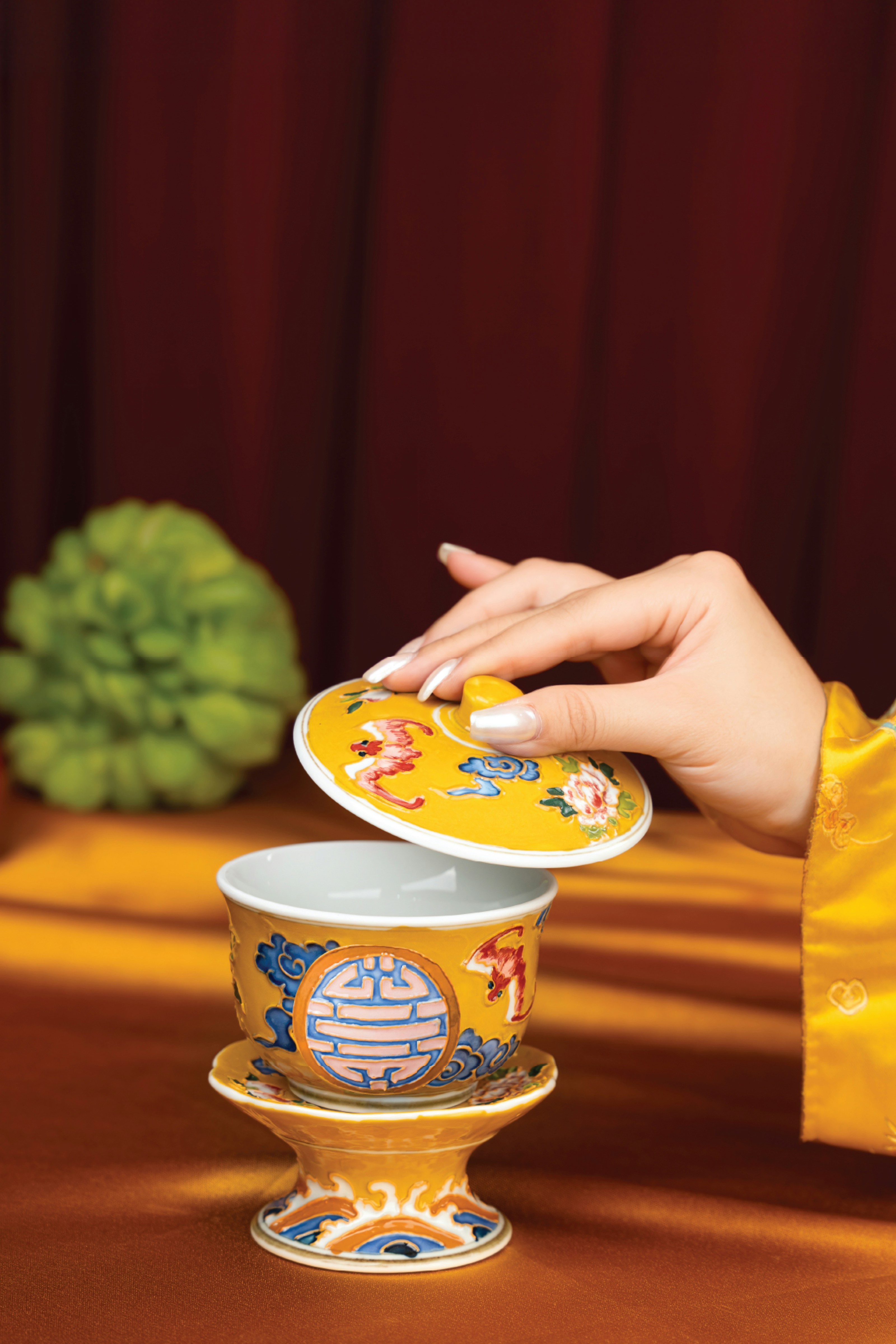 A woman is putting a plate in a bowl photo – Free K28-29-30 Image on ...