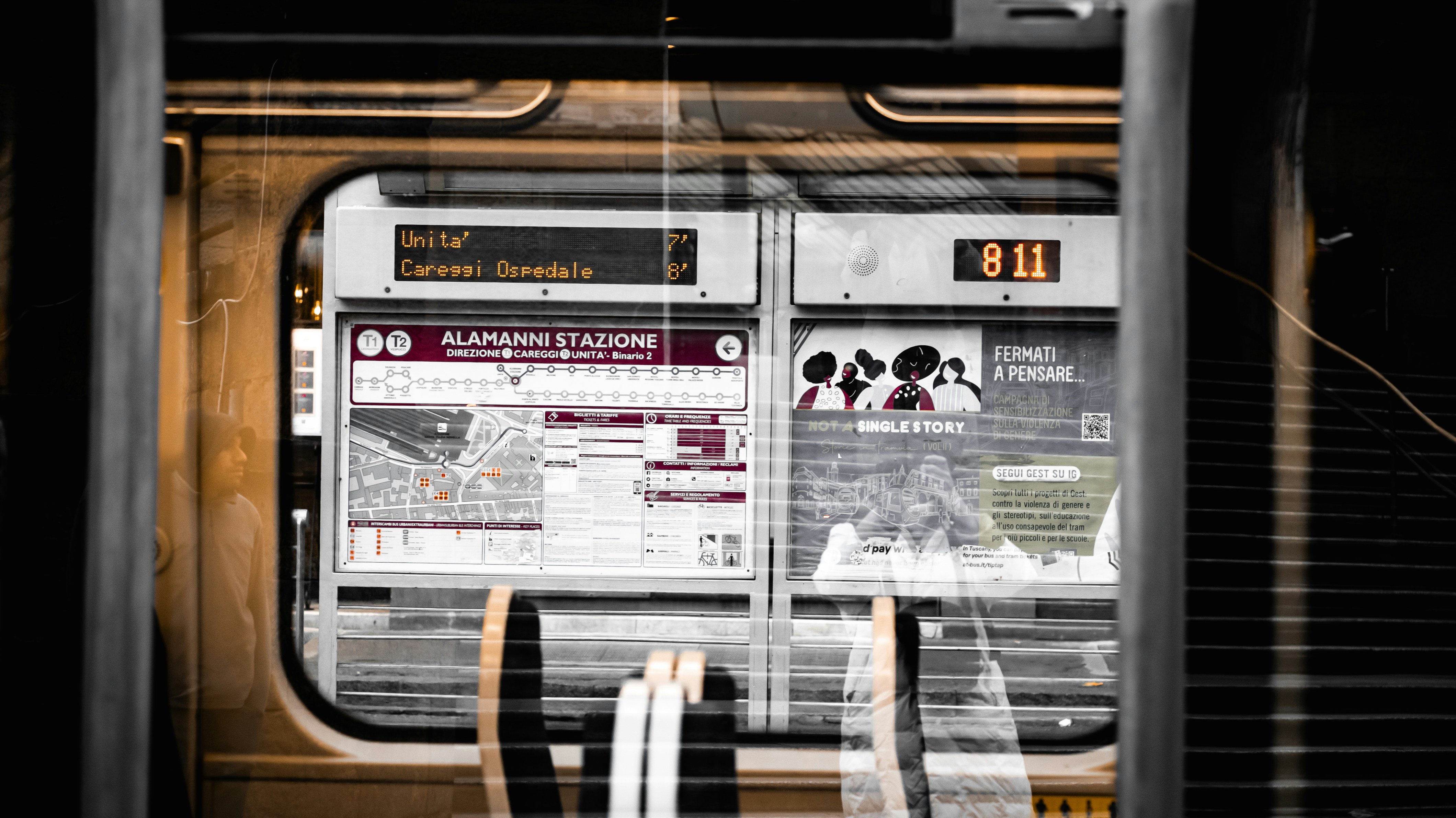 A view of a bus from inside the bus photo – Free City Image on Unsplash