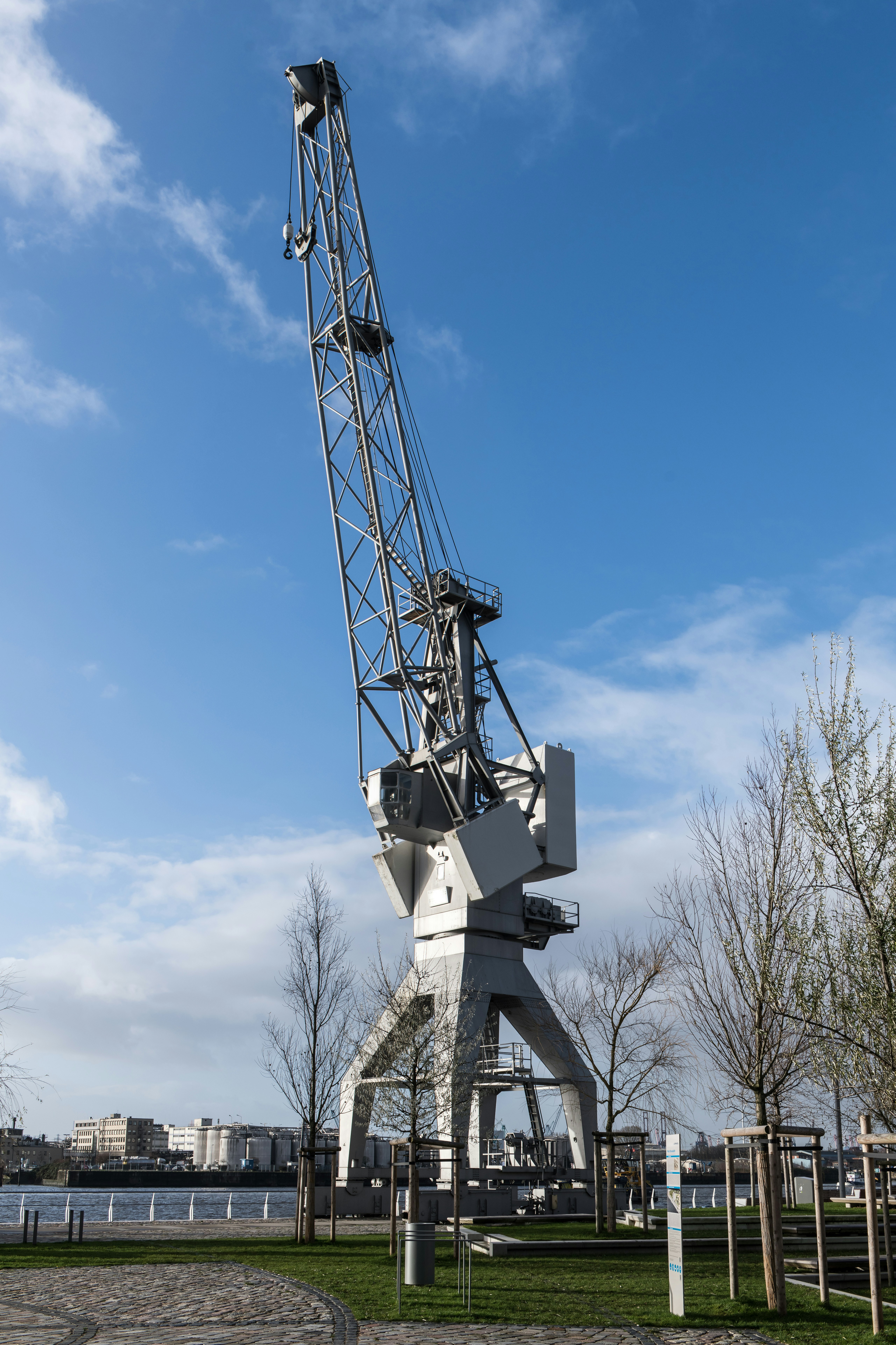 Harbor Crane: A Lattice Titan Framing the Blue Sky