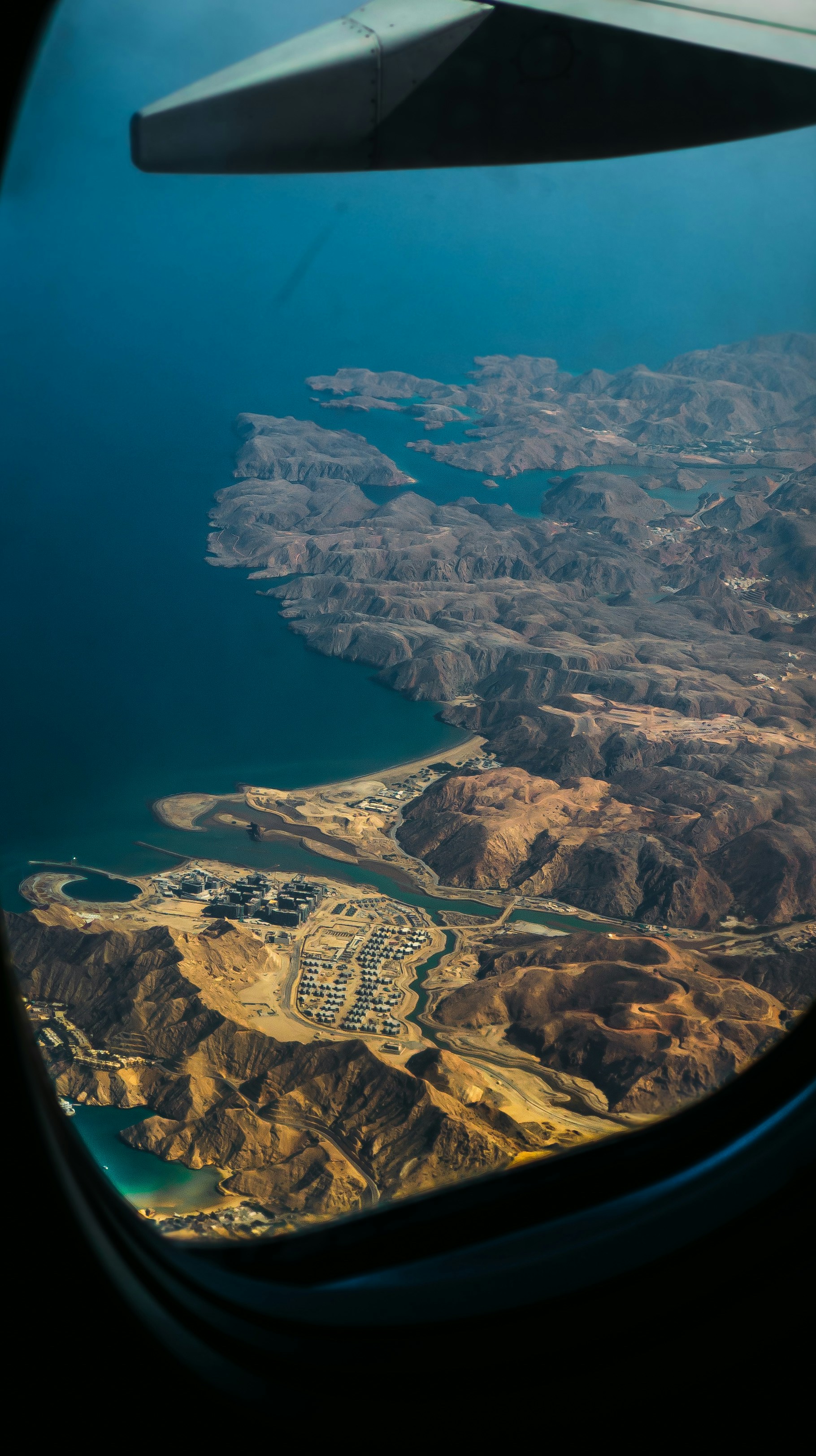 Wing-Glide Over Turquoise Edges: Aerial Portrait of Desert Coastlines