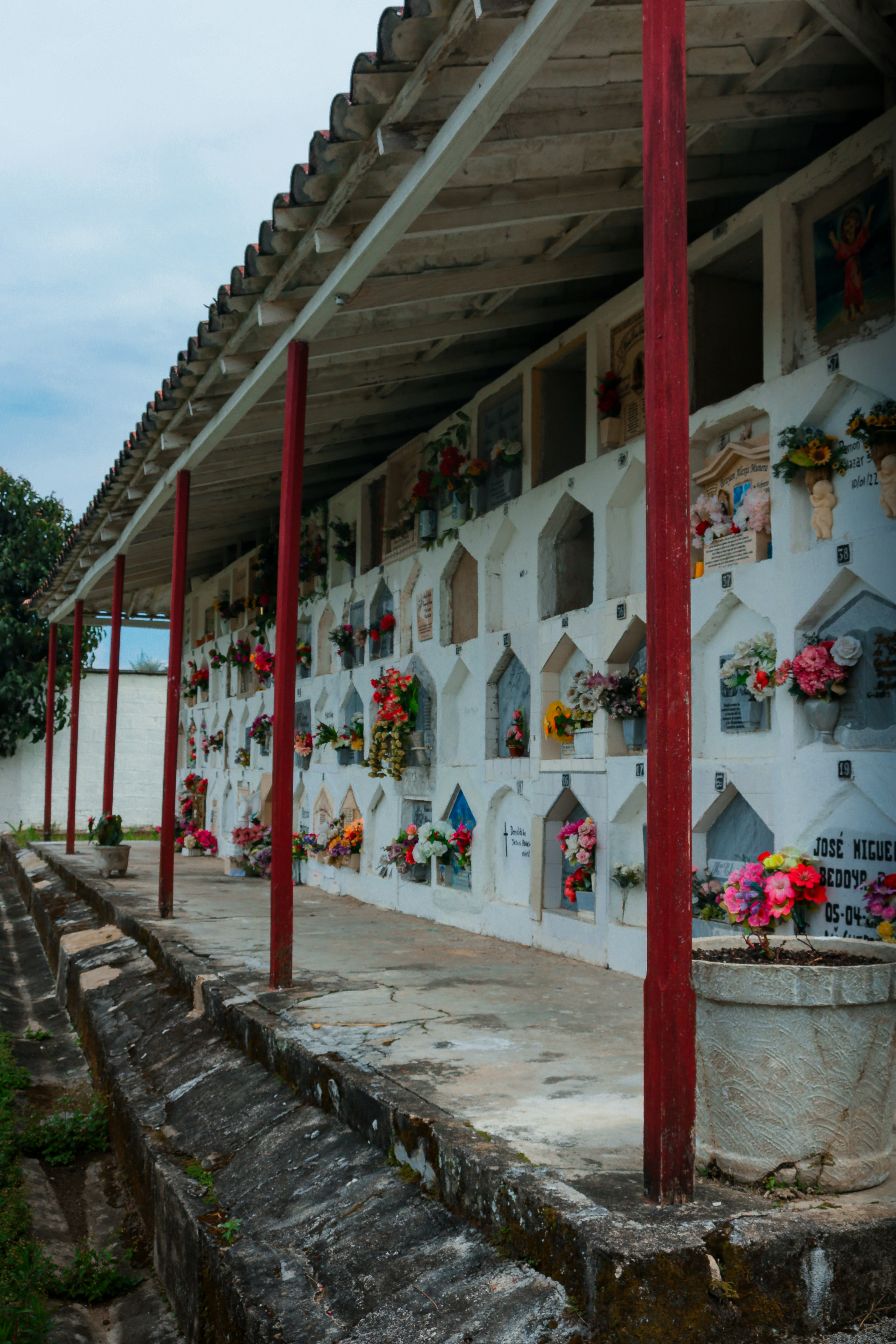 Serene Colombian Cemetery Amidst Architectural Charm
