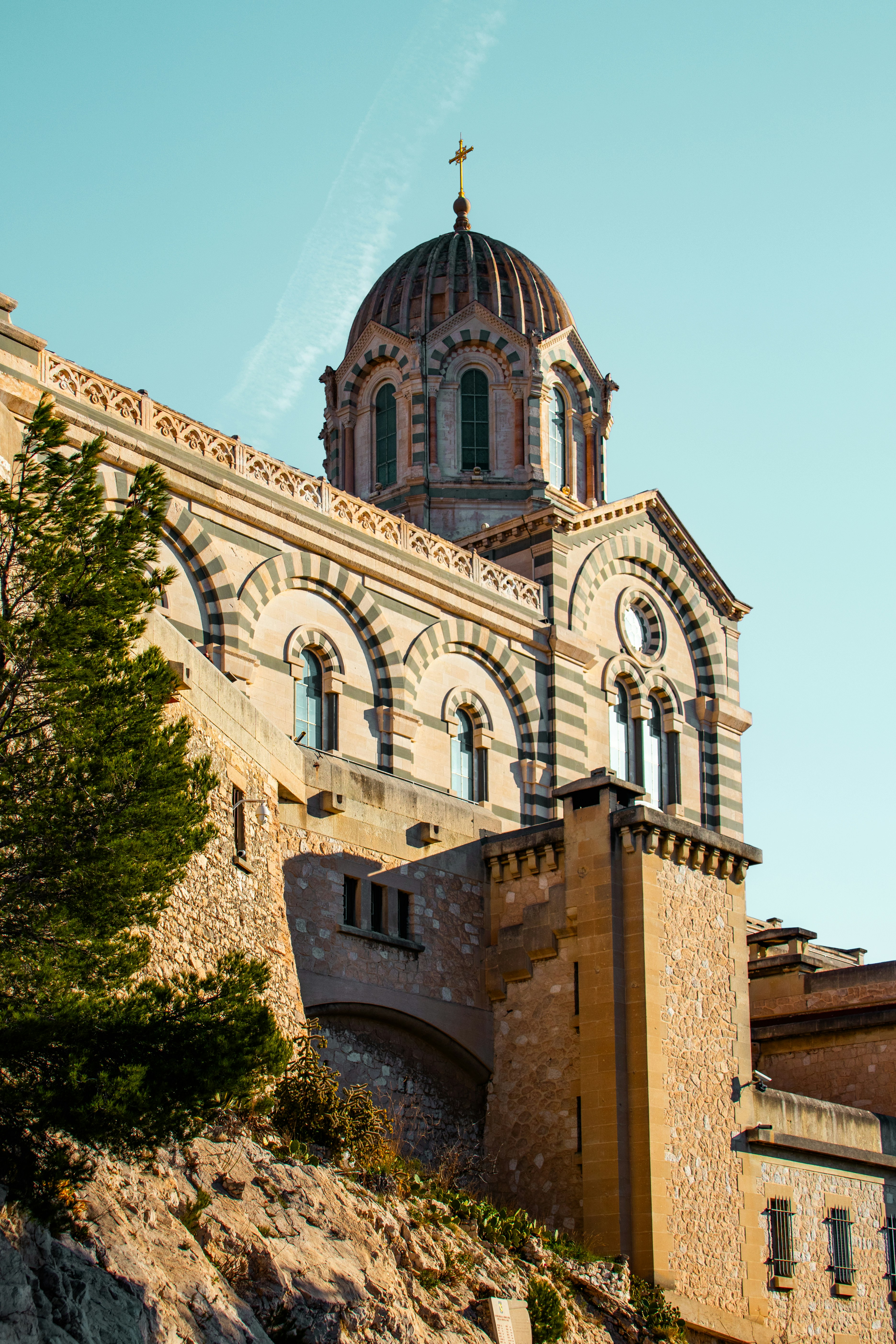 Striped Dome Cathedral: Cliffside Light on Arches