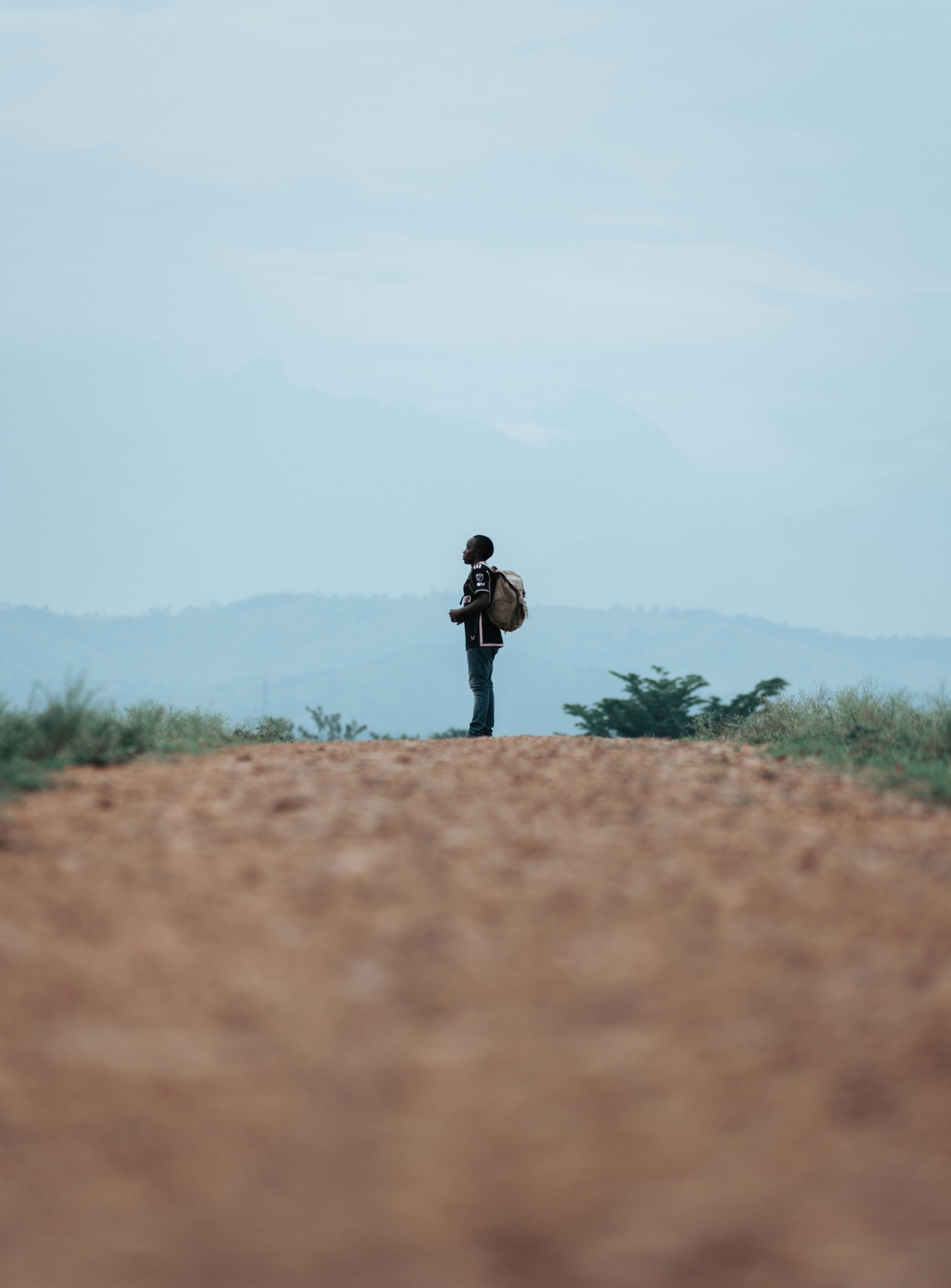 Man Standing Ground View Pictures | Download Free Images on Unsplash