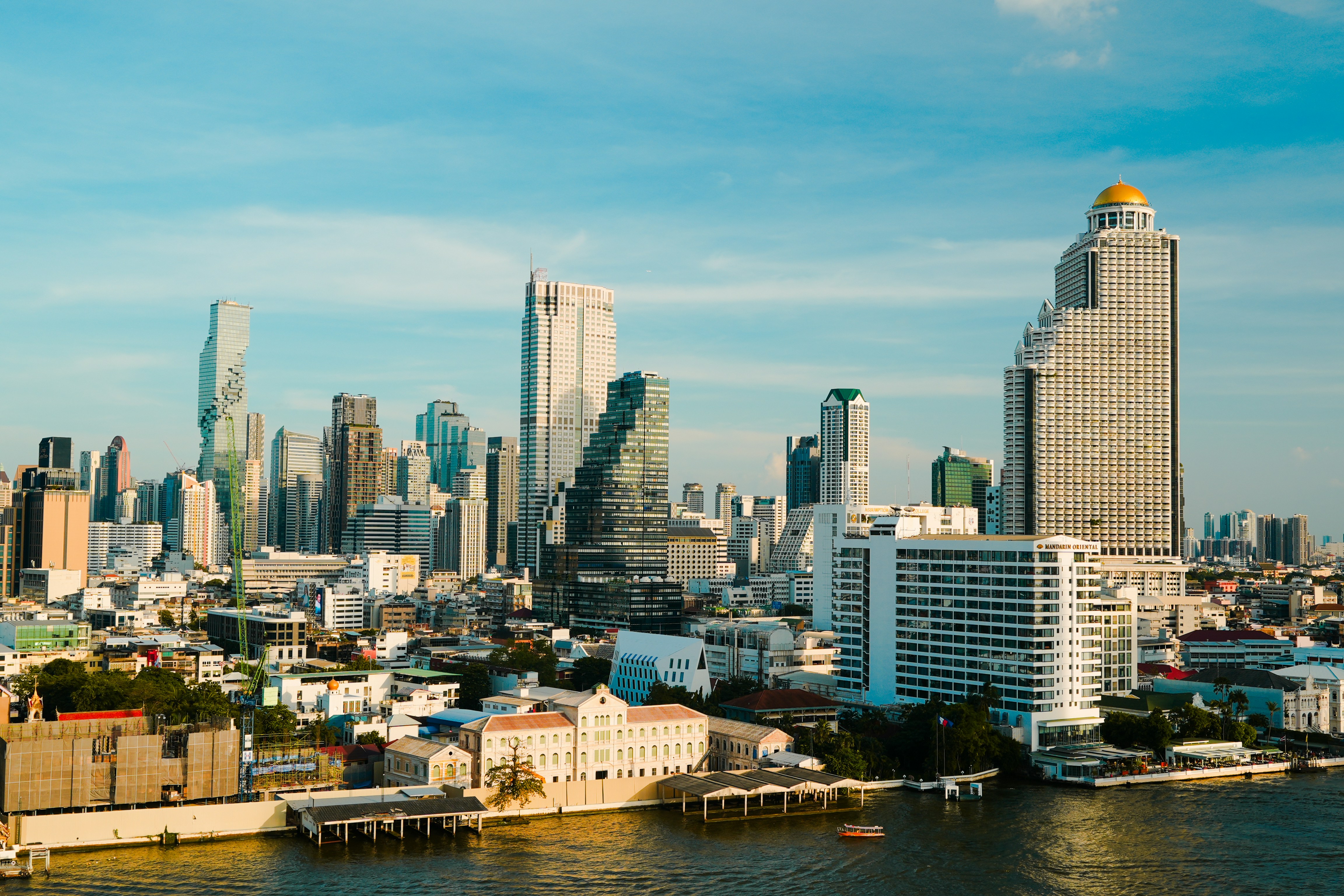 Skyline Symphony: Bangkok's Urban Horizon
